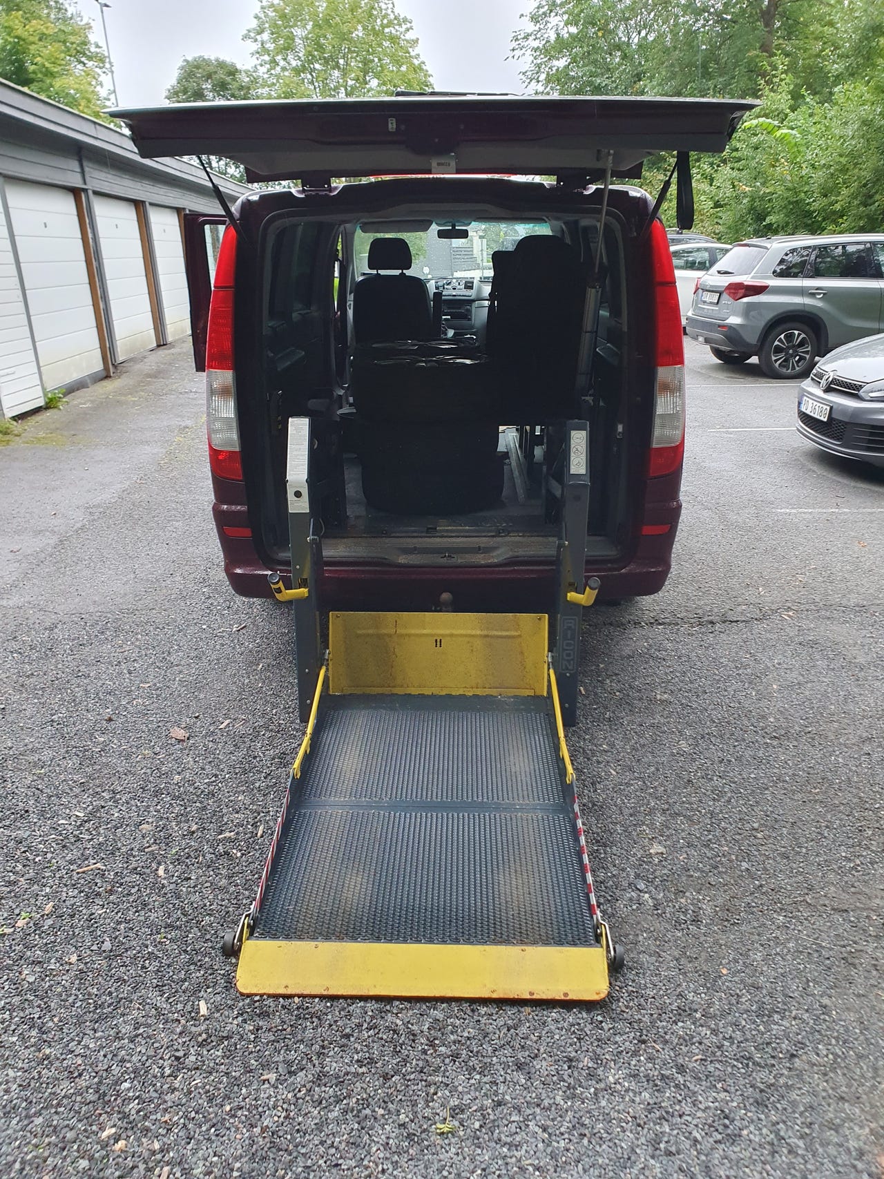 Rullestolrampe / Rullestolheis/Handicap heis i veldig god stand | FINN ...