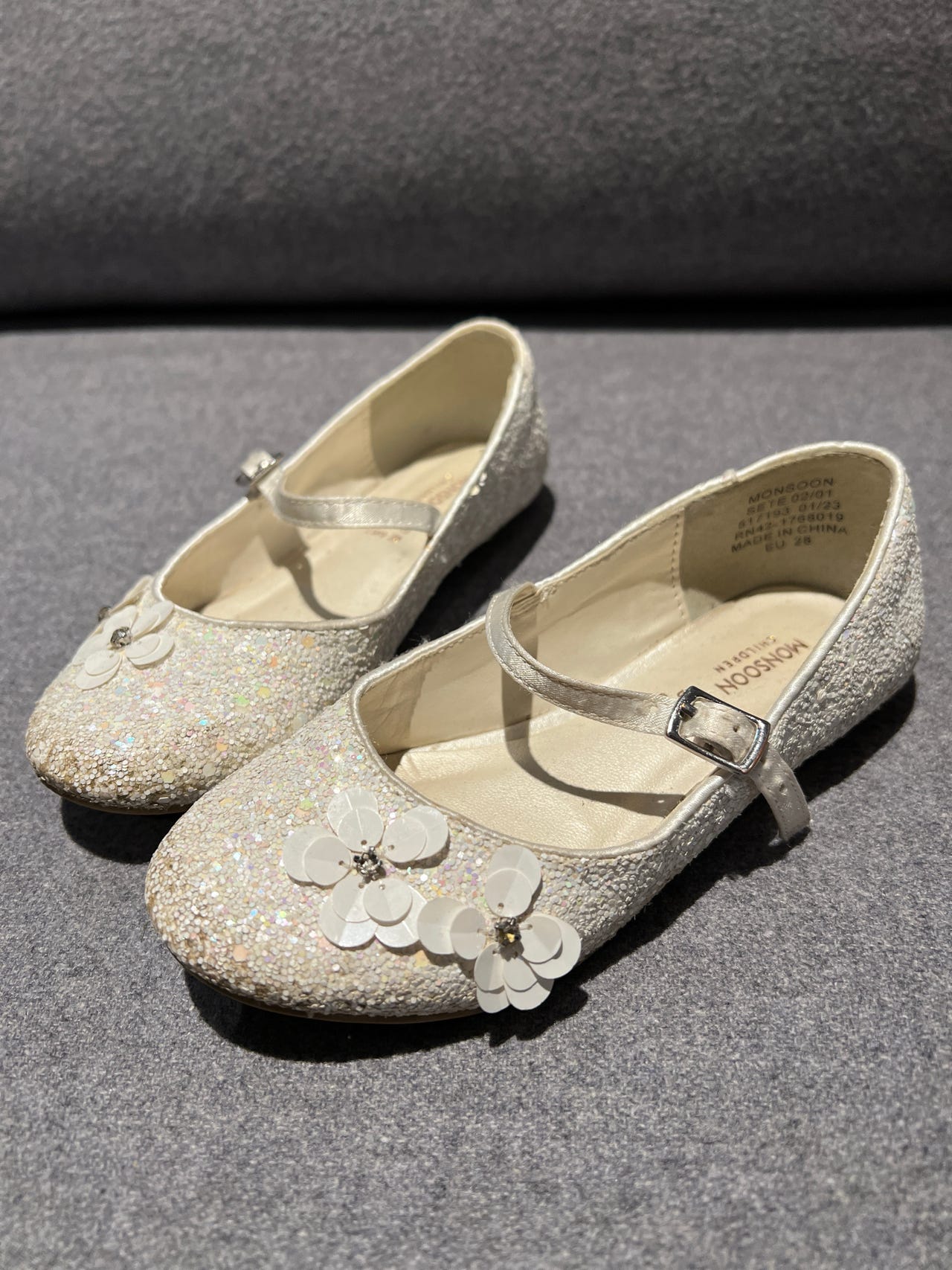 Monsoon glittersko str. 28 | FINN-torget