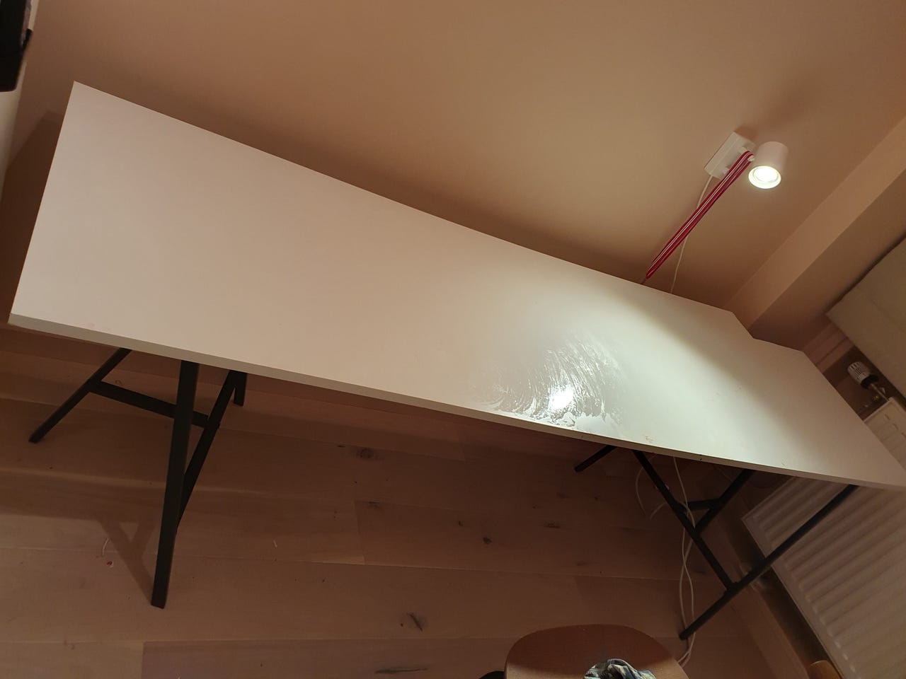 Hobbyplate melamin hvit 18x600x2400 kantet 4 sider | FINN-torget