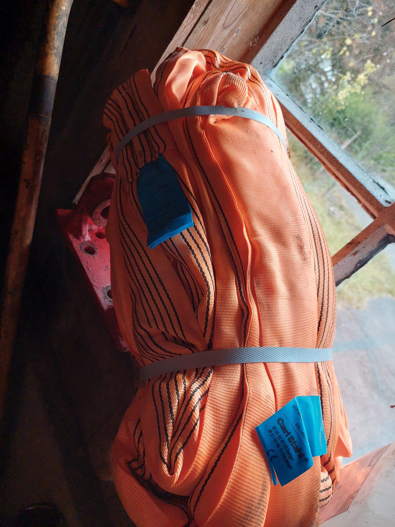 Stropp med Sertifikat | FINN torget