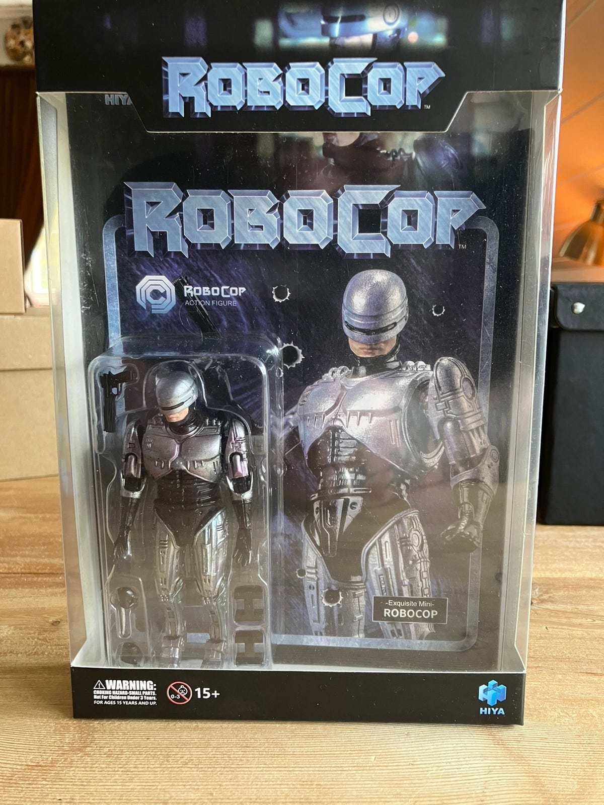 HIYA Exquisite Mini Series 1/18 Scale 4 Inch ROBOCOP 1 Robocop | FINN ...