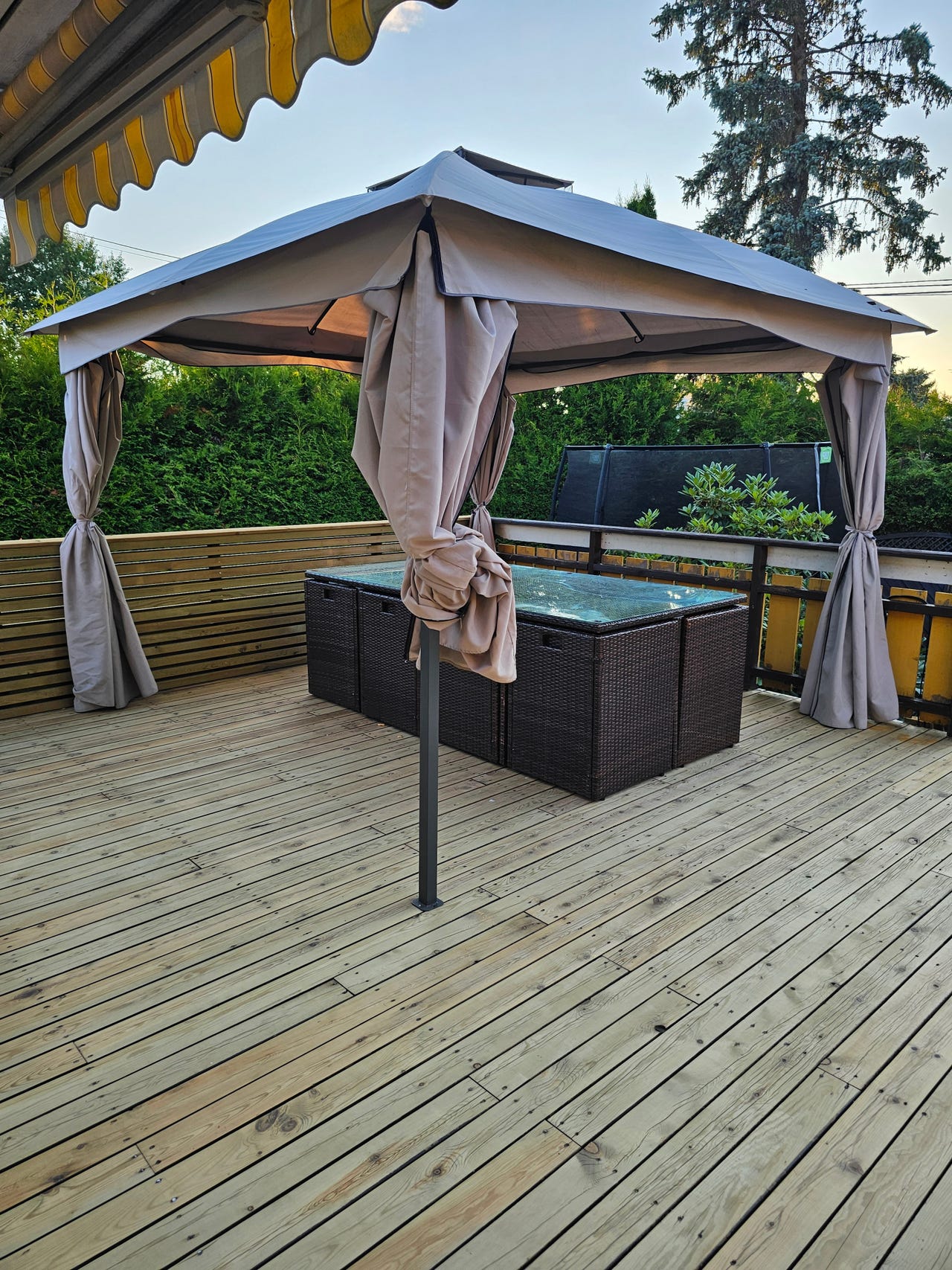 RESERVERT Paviljong / Partytelt 3x3m | FINN-torget