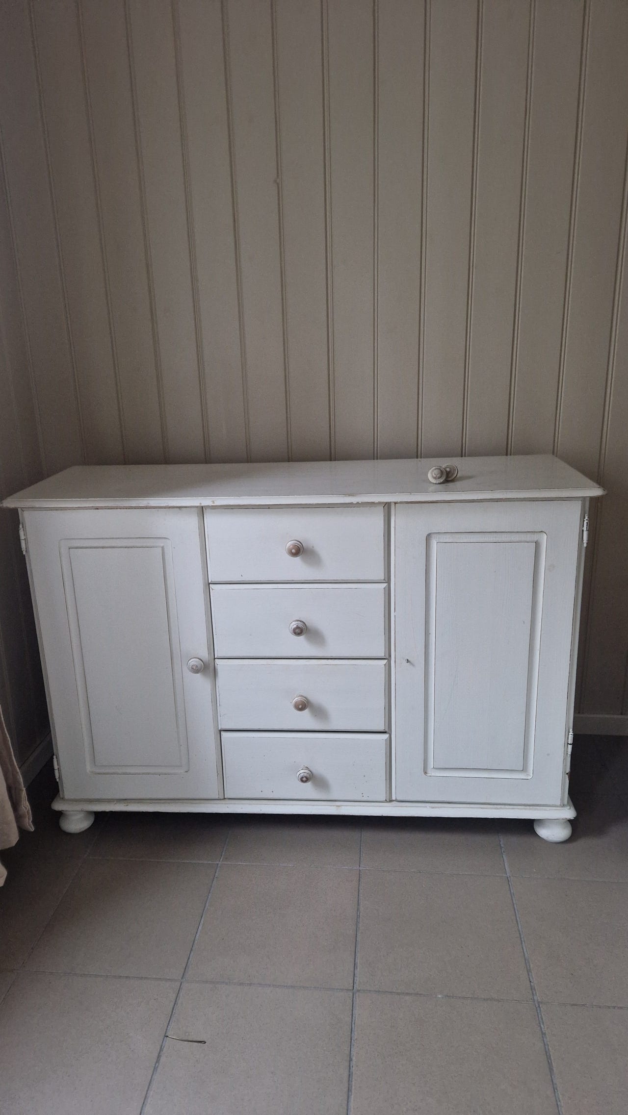 Nostalgisk kommode | FINN torget