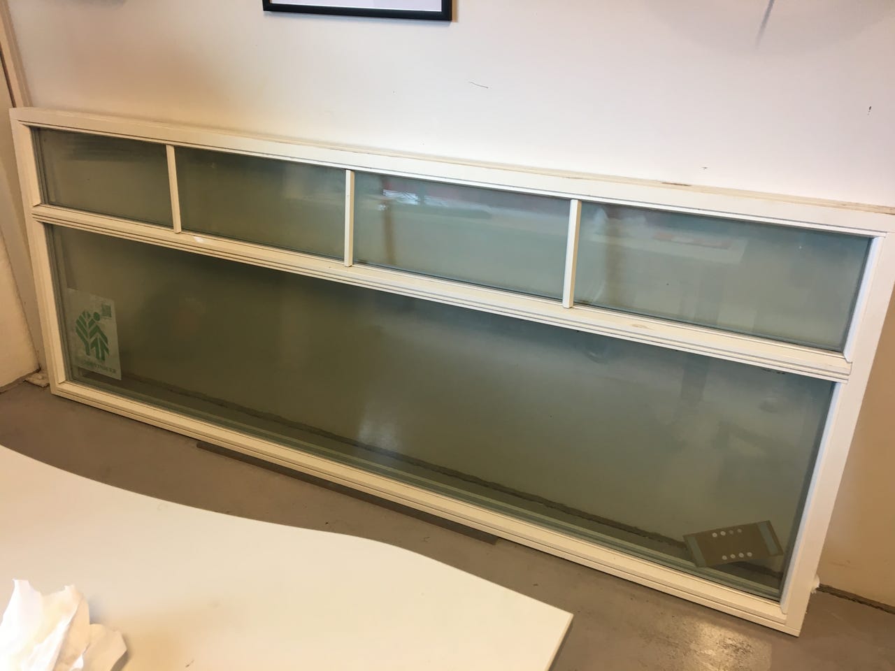 Stort vindu 250 x 100 cm m/sprosser fra Trenor. Ubrukt | FINN-torget