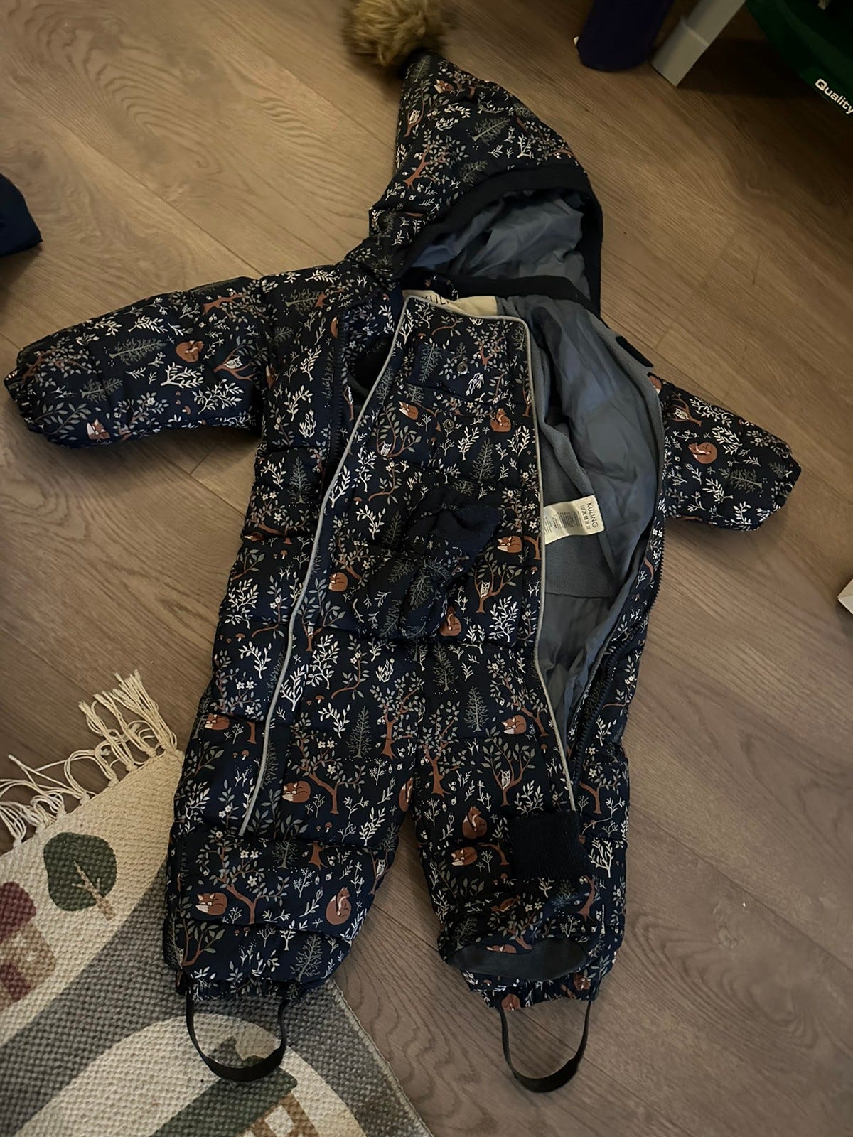 Vinterdress fra kuling | FINN-torget