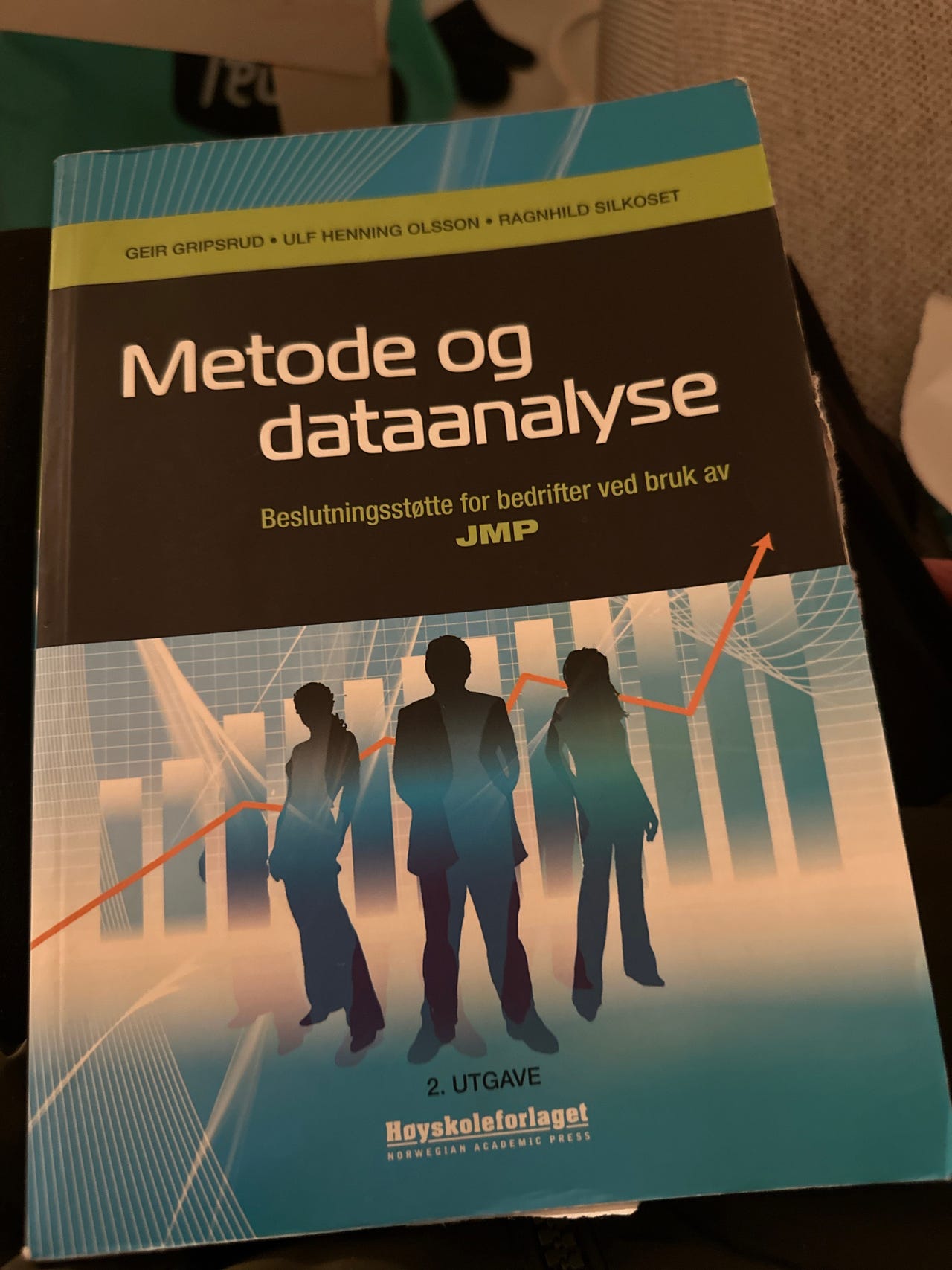 Metode og dataanalyse: beslutningsstøtte for bedrifter ved bruk av JMP ...