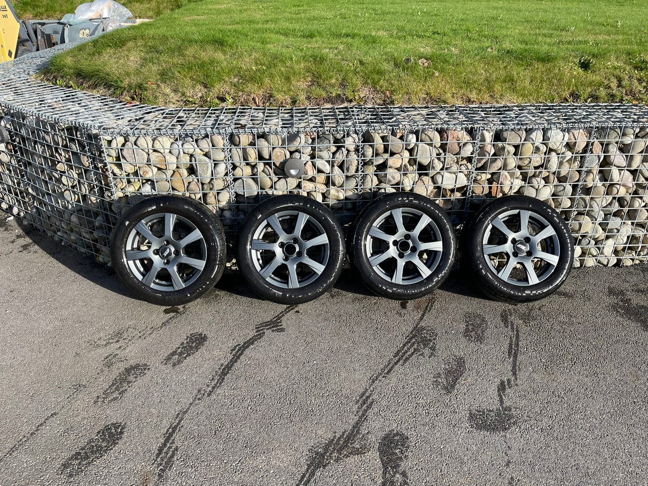 ATS felger med sommerdekk 4x100 185/60/15 | FINN-torget