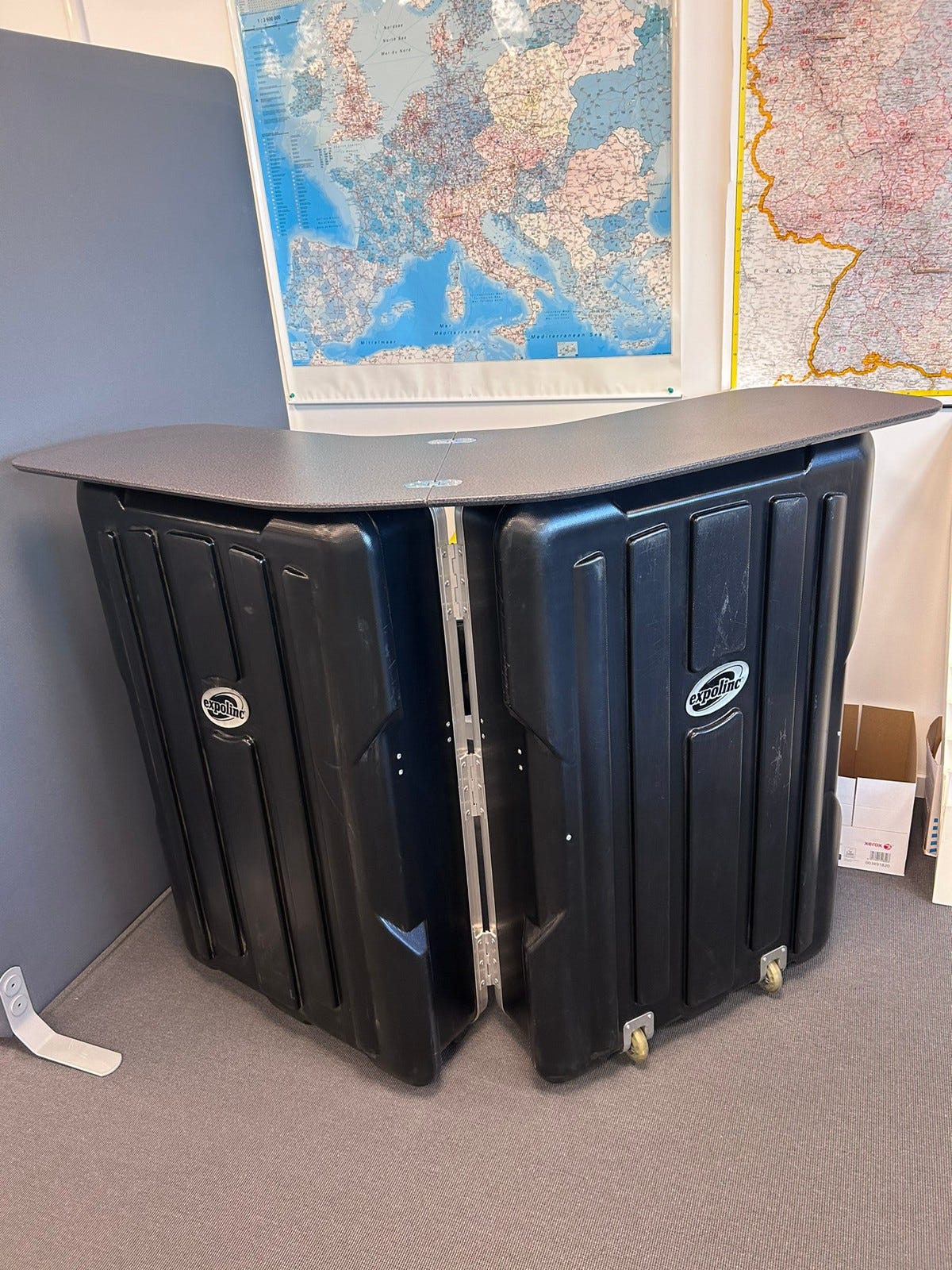 Expolinc case and counter | FINN-torget