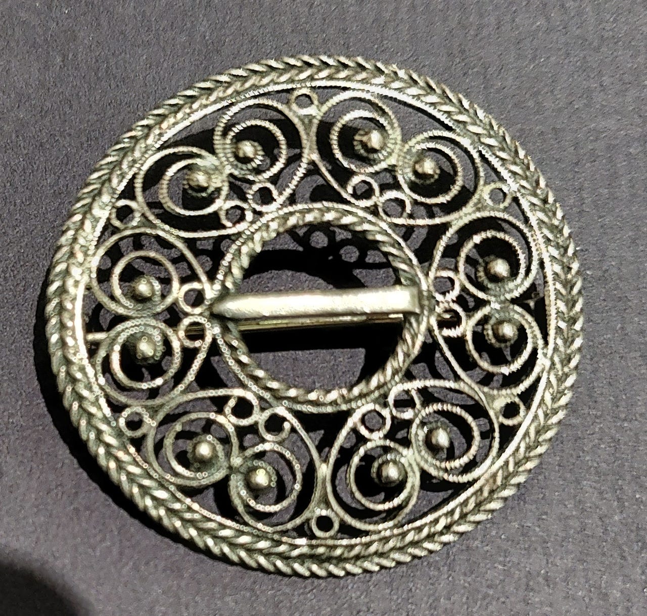 Eldre brosje (til bunad) | FINN-torget