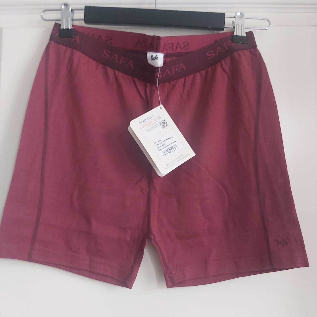 NY. 70% ULL shorts. Safa. Str.L. | FINN-torget