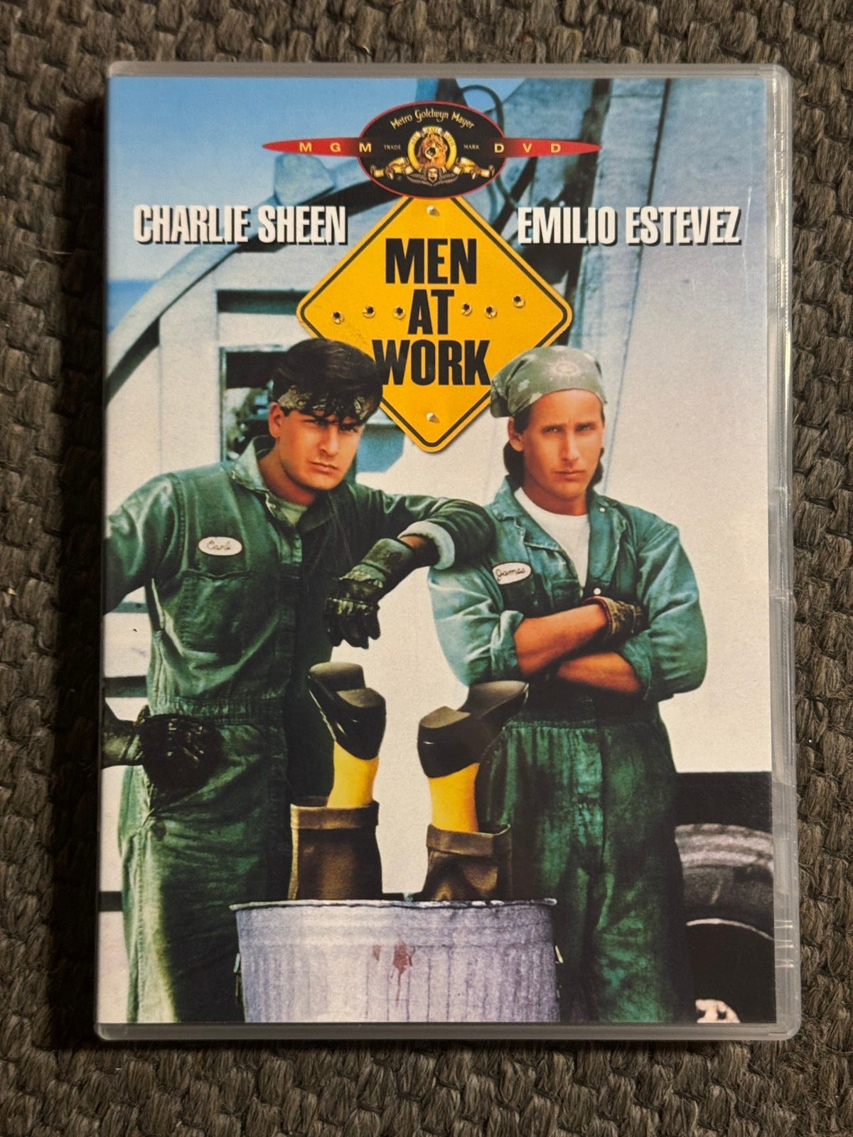 [DVD] Men at work - 1990 (norsk tekst) | FINN torget