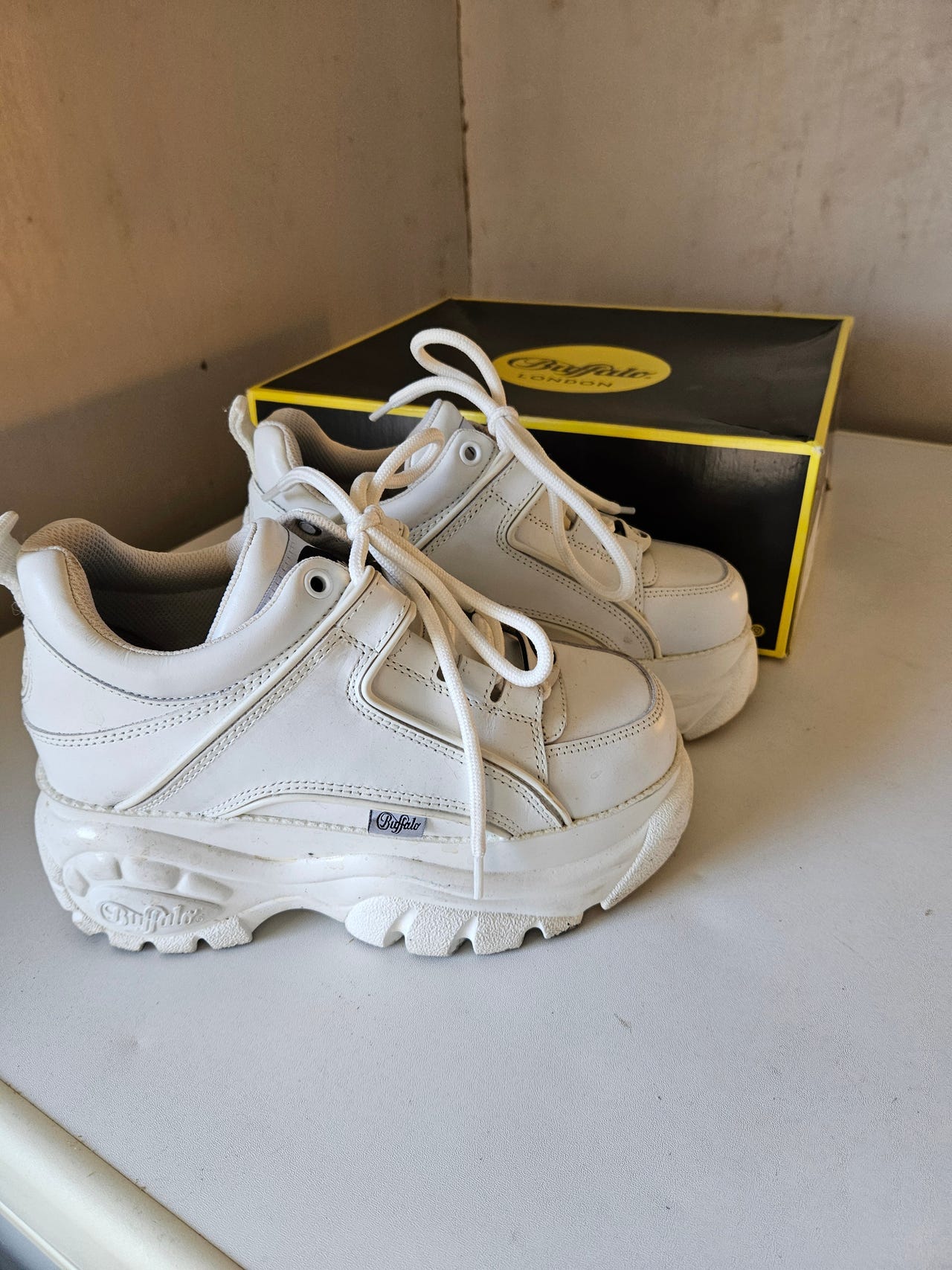 Buffalo sko | FINN torget