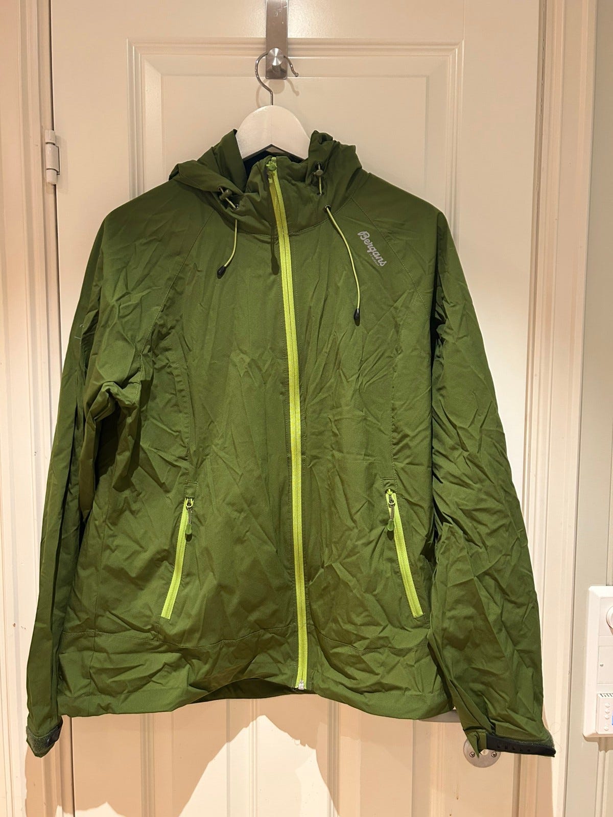 Bergans Microlight Lady Jacket. | FINN-torget