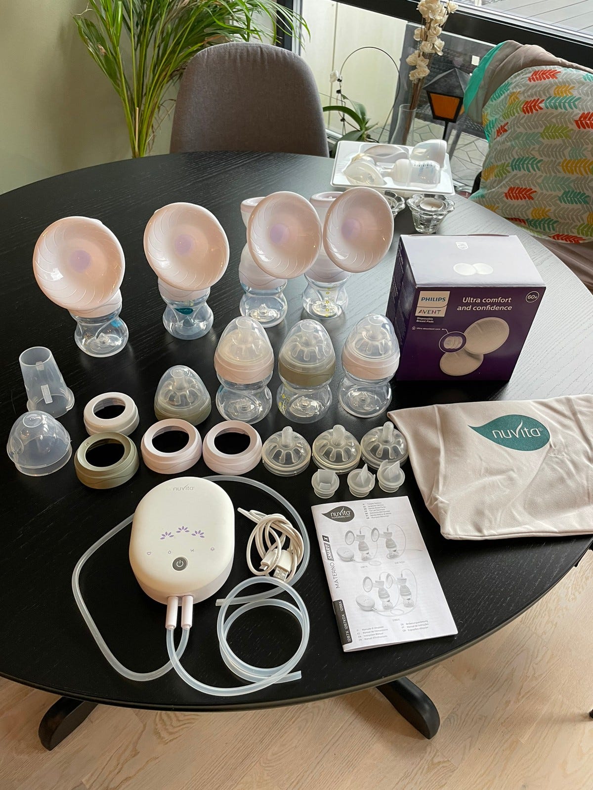 Nuvita dobbel elektrisk brystpumpe | FINN-torget