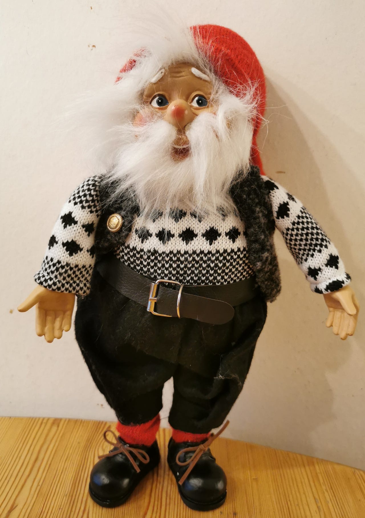 Ny søt nisse | FINN torget