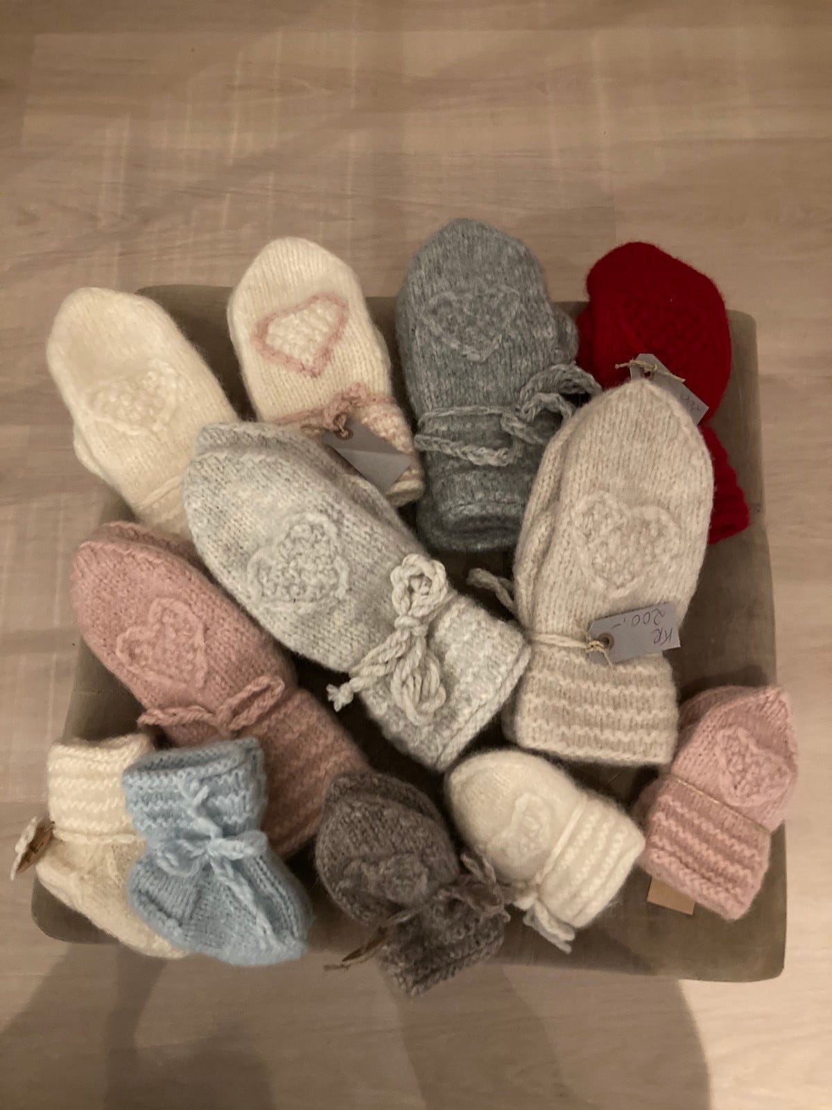 Tova Hjertevotter | FINN-torget