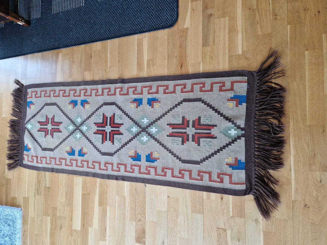 Fine vevde løpere. | FINN-torget