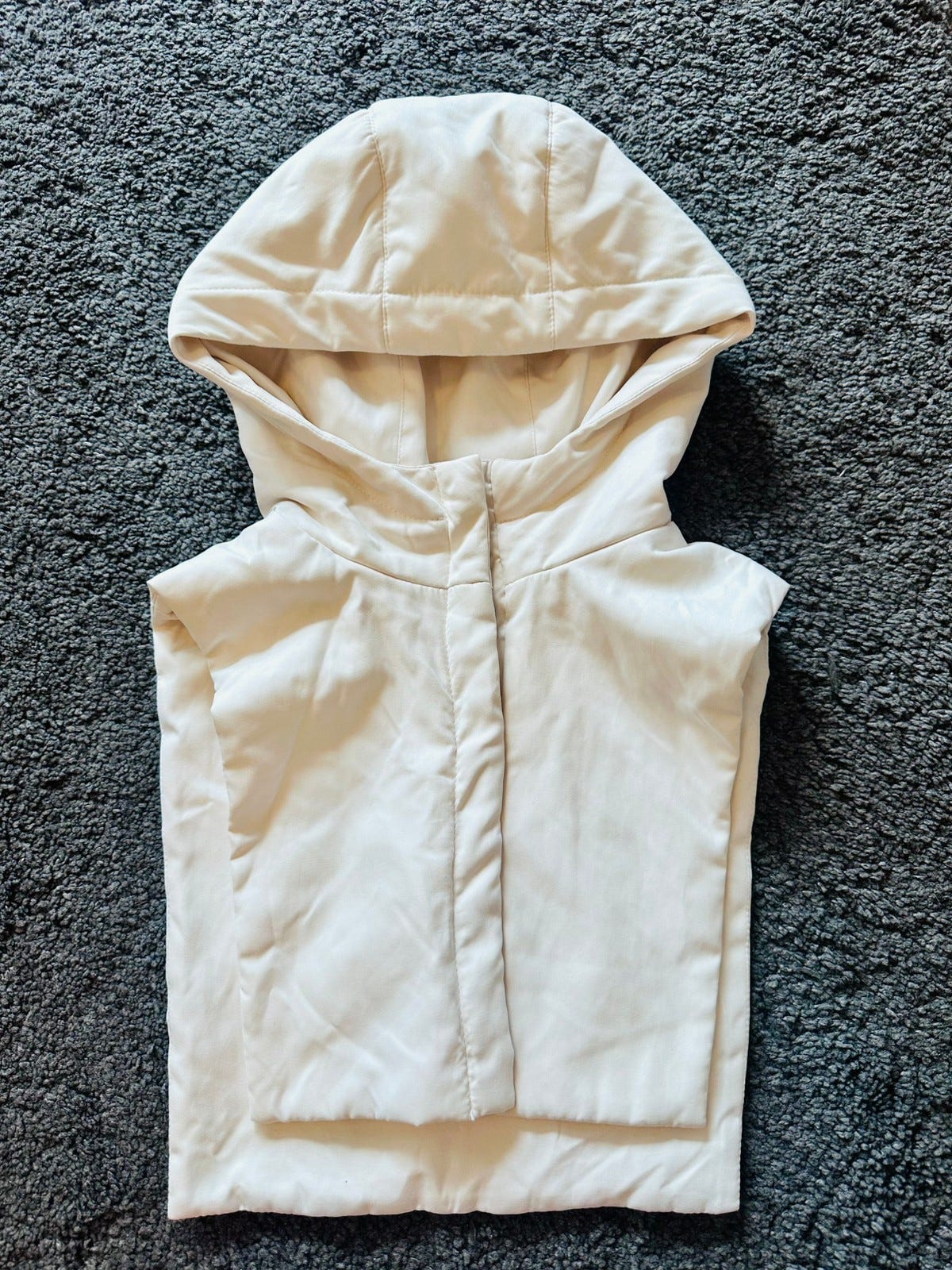 Hette fra Gate31Store | FINN torget