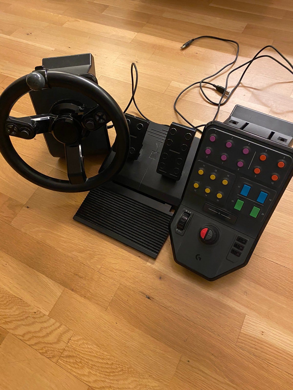 Farming simulator ratt og pedaler | FINN-torget