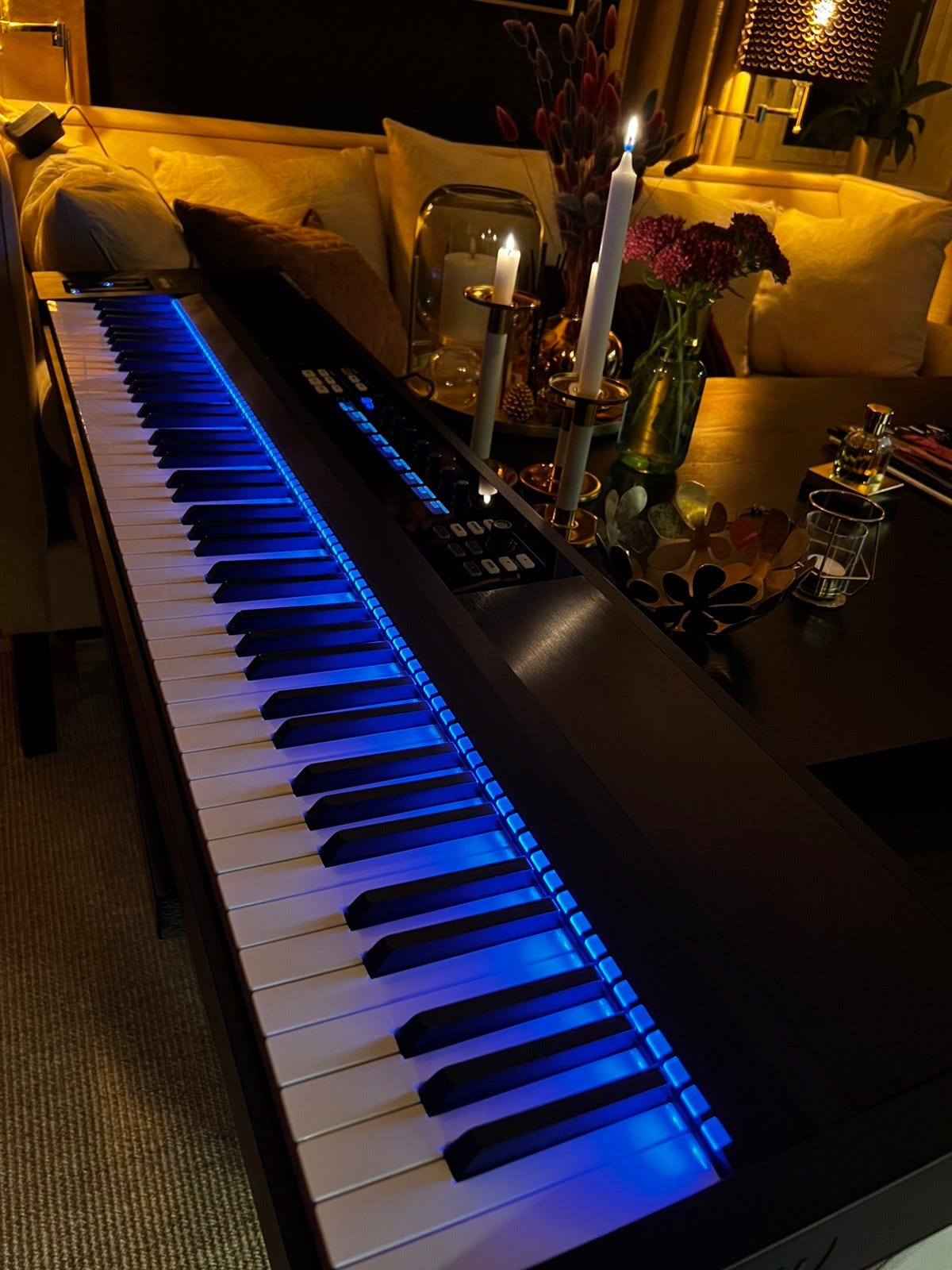 Komplete Kontrol S88 MkI - MIDI-keyboard (88 vektede tangenter) | FINN ...