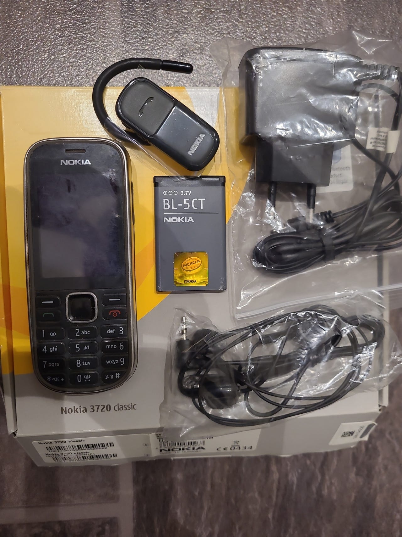 Nokia 3720 classic - alt utstyr medfølger | FINN torget