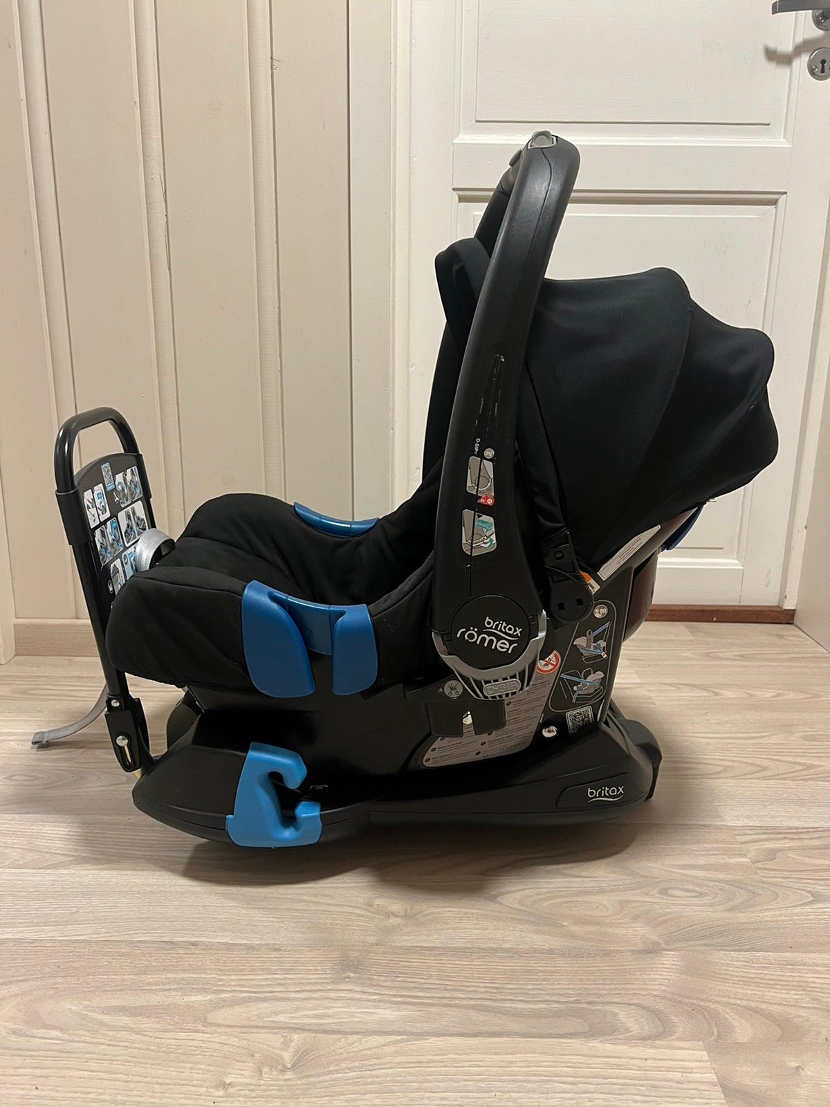 Britax Römer babysete med base | FINN torget