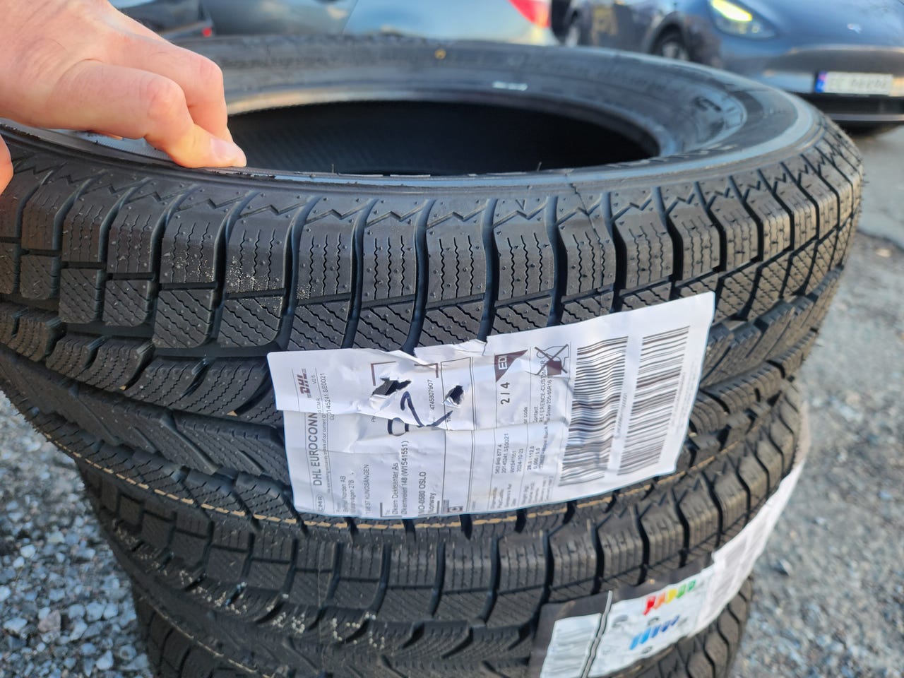 Helt nye vinterdekk til transporter 205/65 r 16 | FINN torget