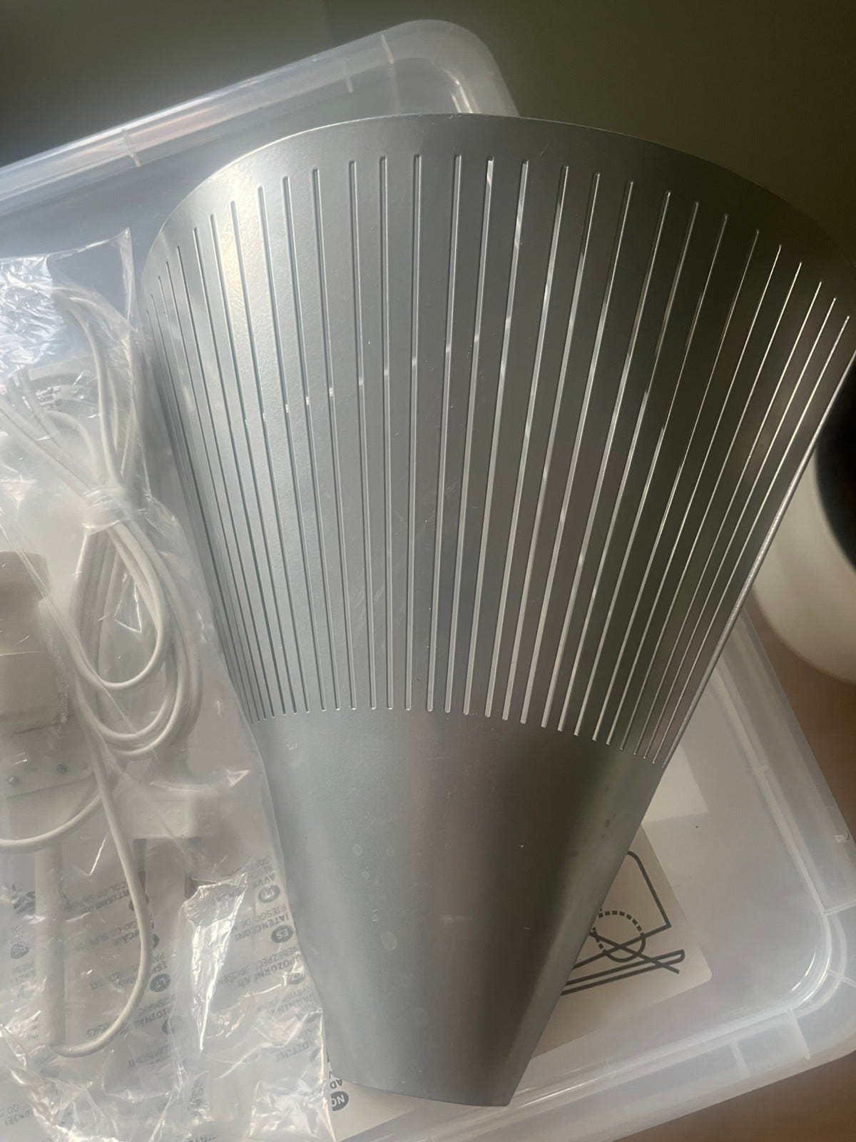 Ikea Klyka - vintage vegglamper grå/aluminimum farge | FINN-torget