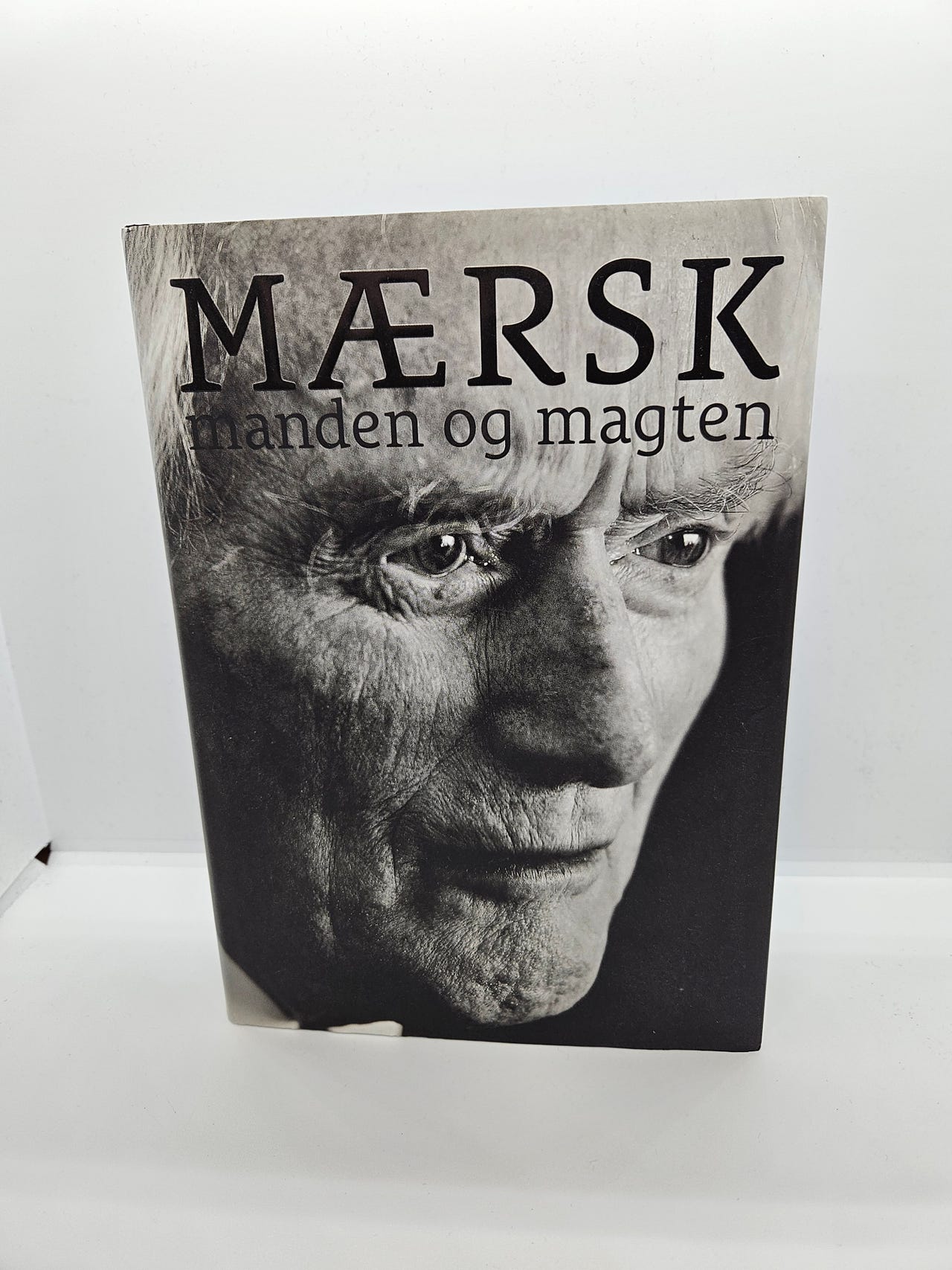 Dansk. Mærsk manden og magten | FINN-torget