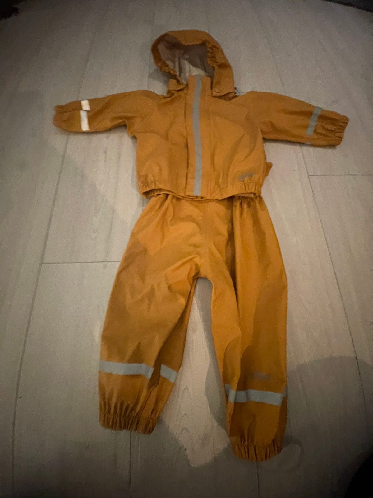 Fint bruk regnsett strl 80 | FINN torget