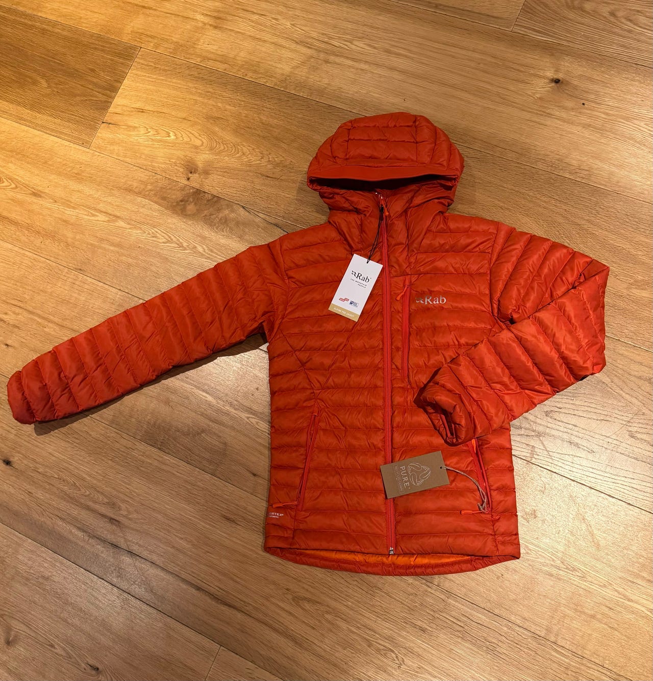 Rab Alpine Pro Dunjakke Firecracker strl XS | FINN-torget