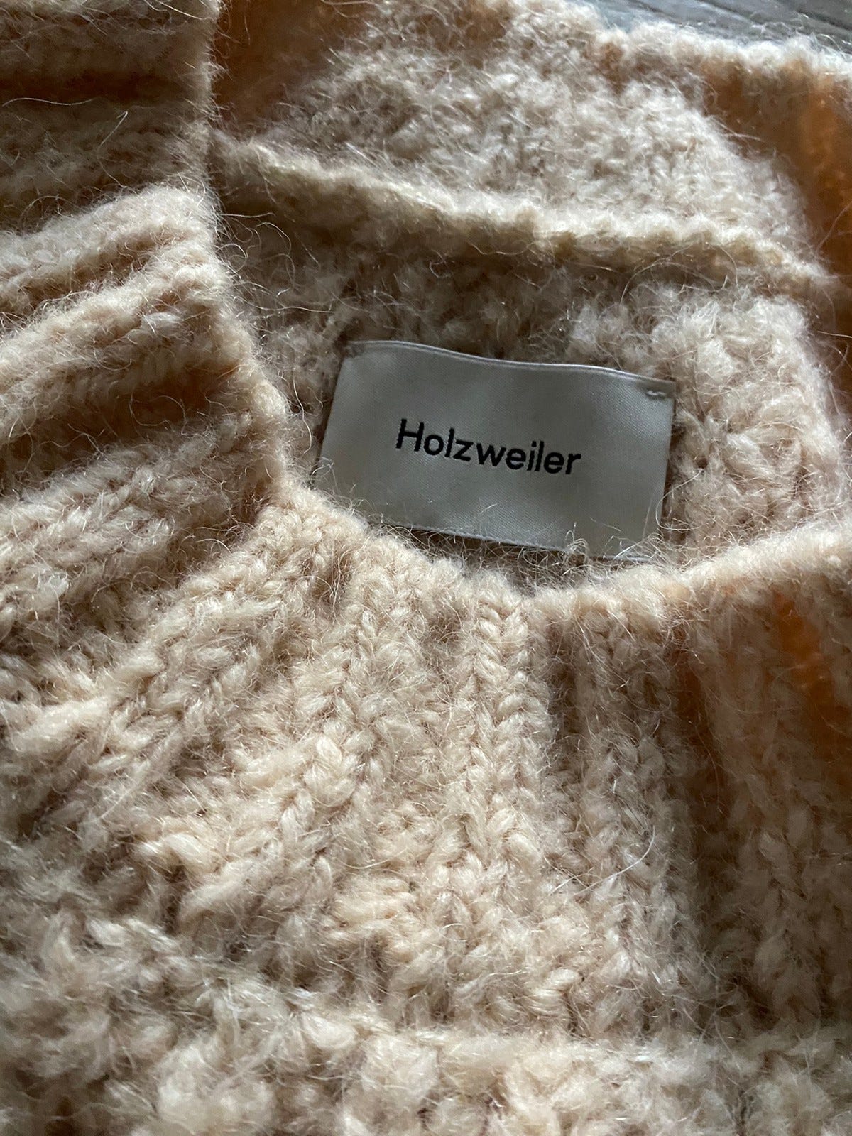 Holzweiler Sila Vest | FINN torget