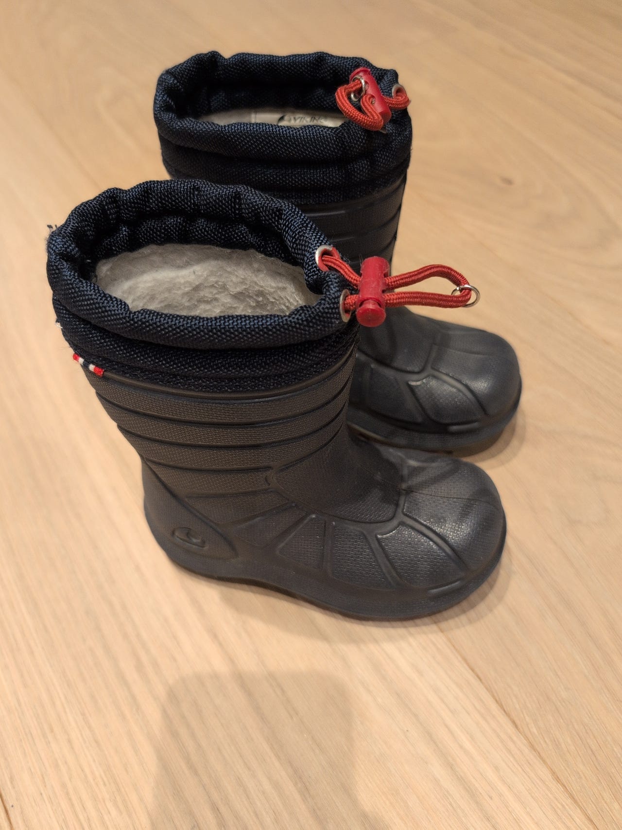 Viking Extreme 2.0 cherrox strl 25 | FINN-torget