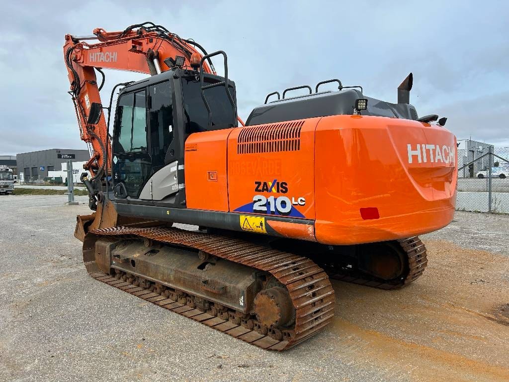 Til salgs: Hitachi ZX 210 LC-6 - 2017 - Gravemaskin | FINN.no