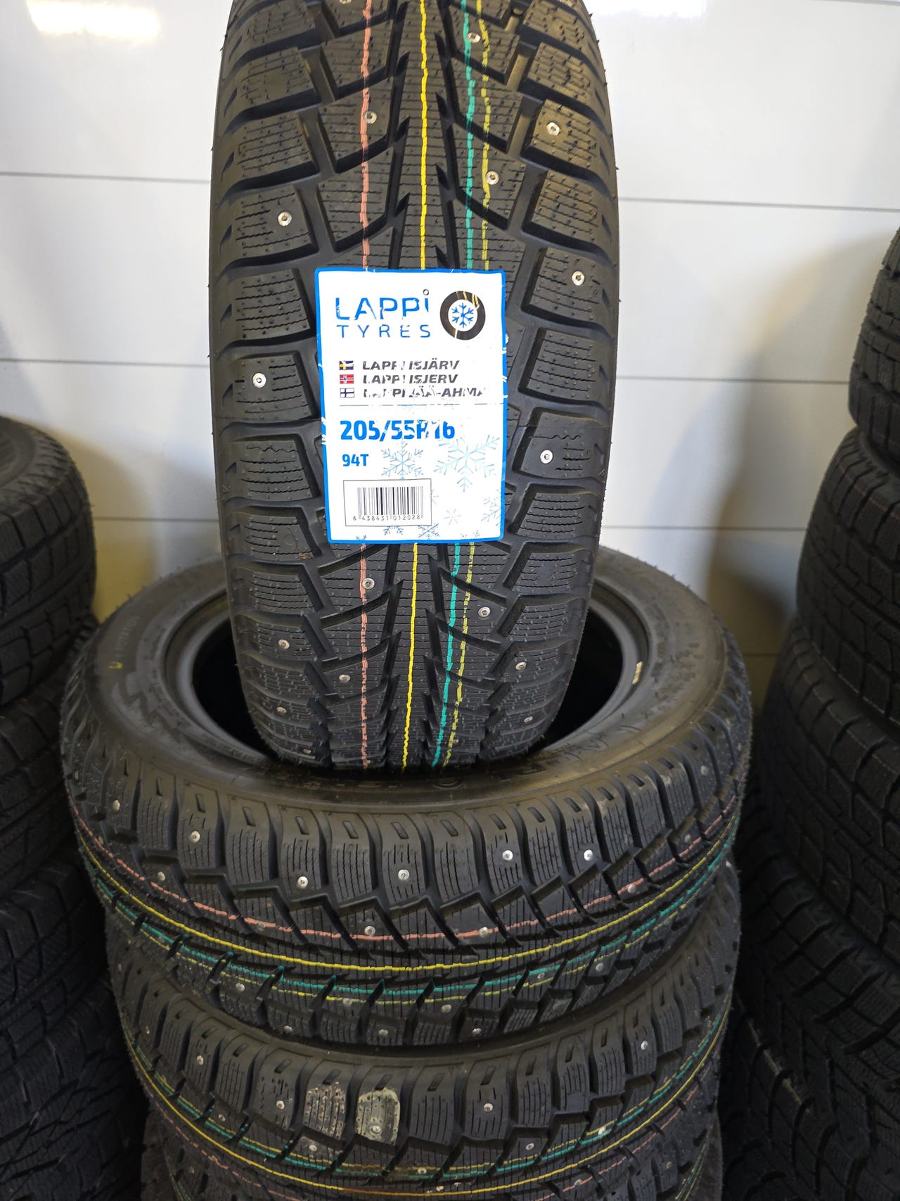 Vinterdekk 14,15,16,17,18,19,20 vi har | FINN-torget