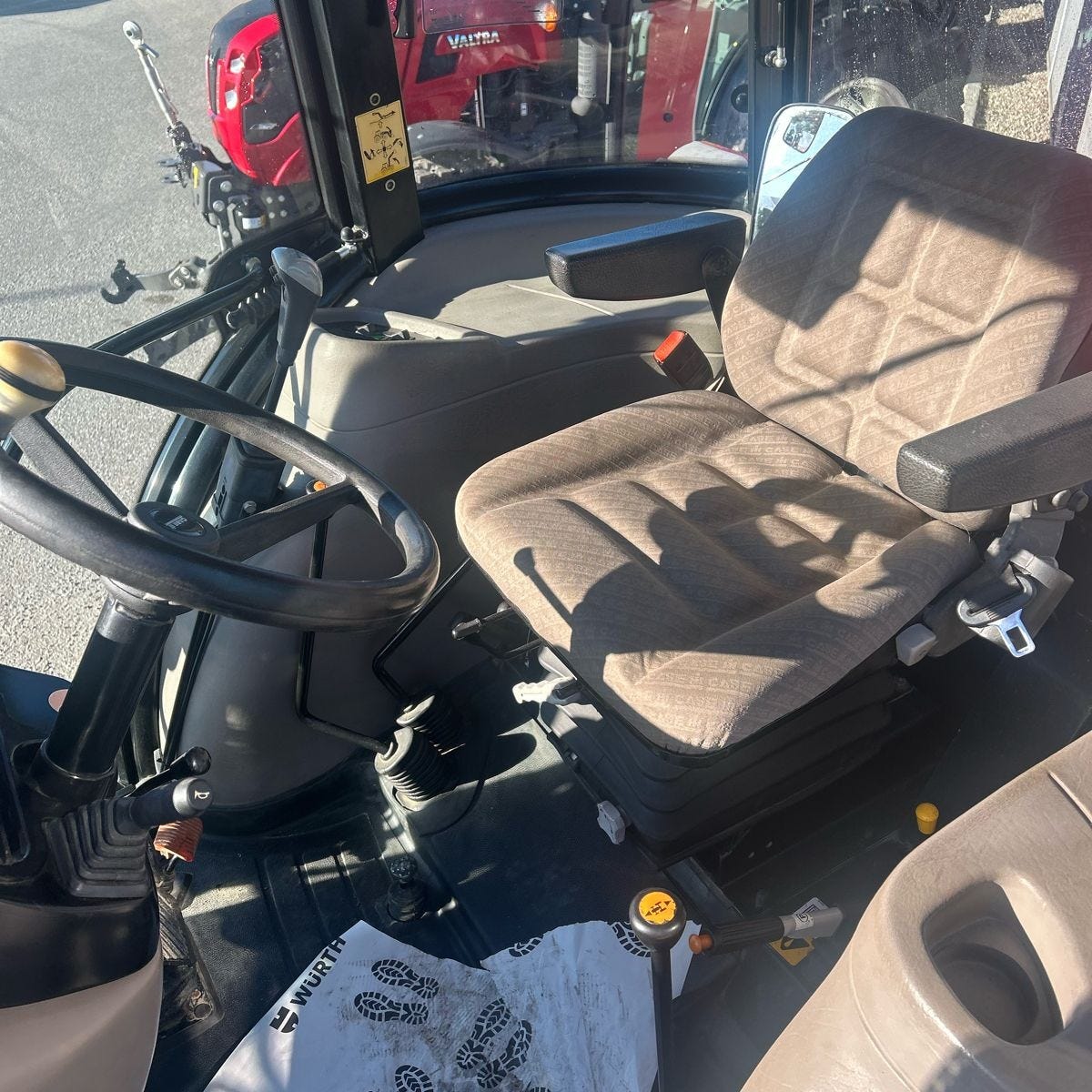 Til salgs: CASE IH JX90 - 2005 | FINN.no