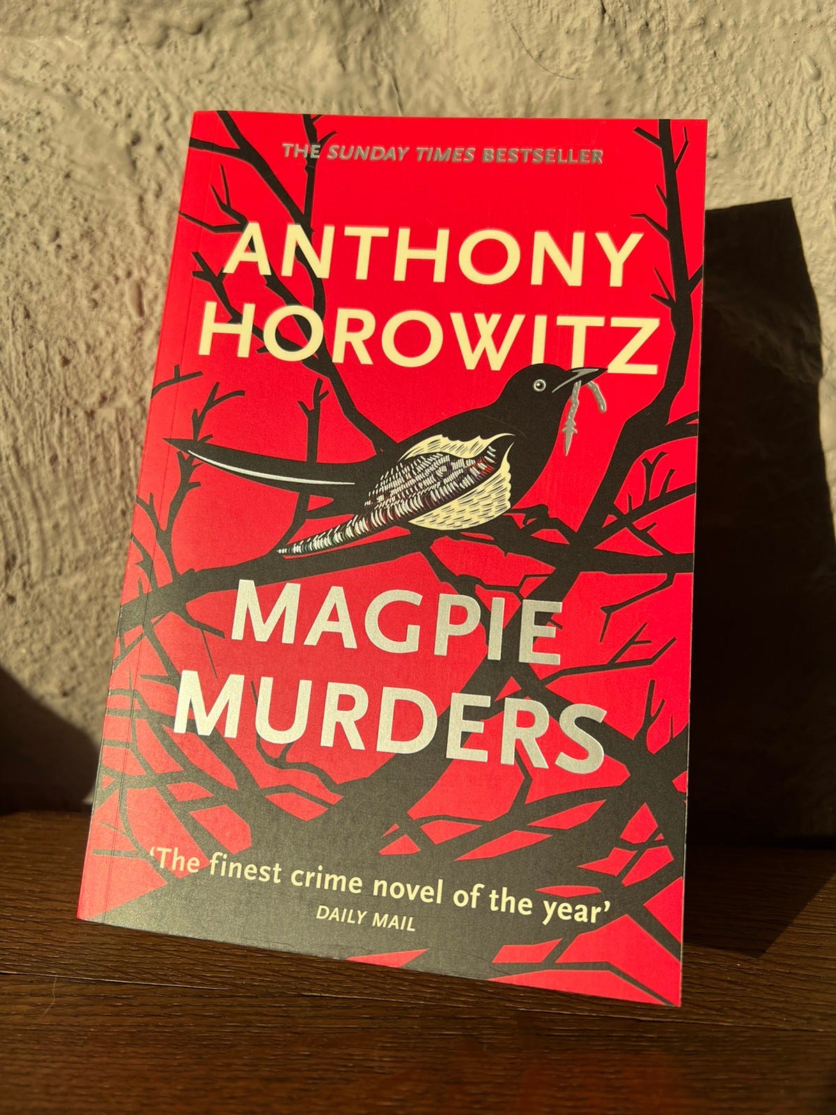 Magpie Murders og Moonflower Murders | FINN torget