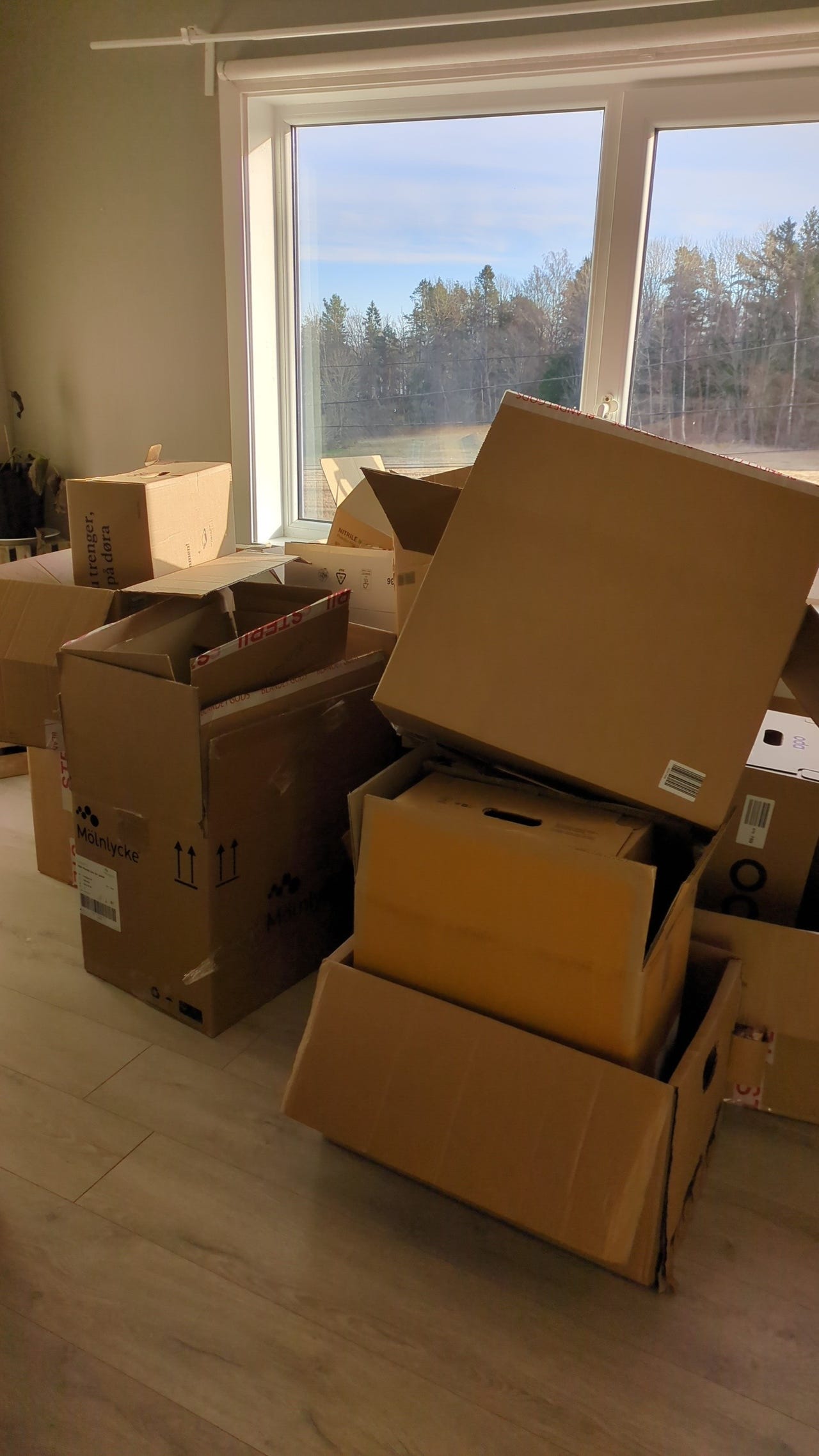 Flytteesker | FINN-torget