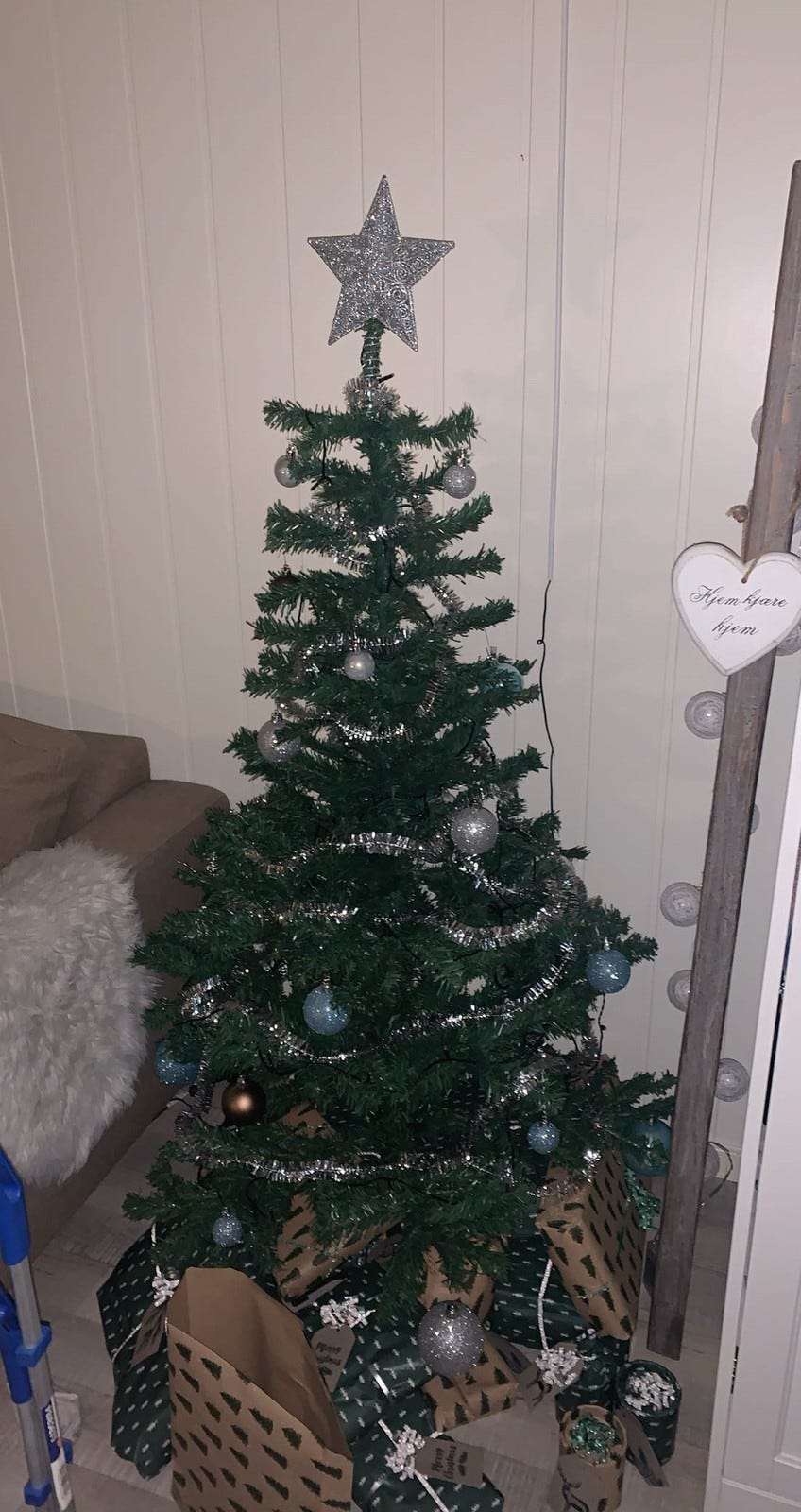 Juletre m.m | FINN torget