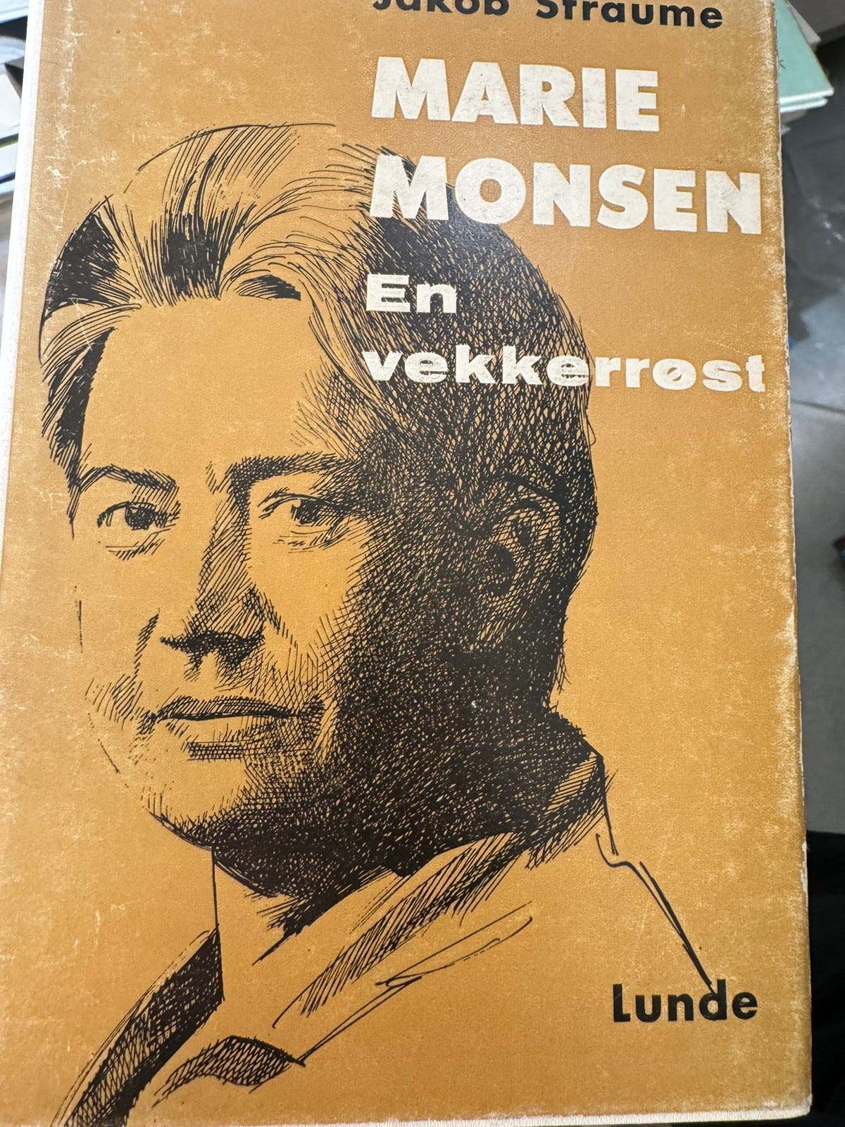Marie Monsen - en vekkerøst | FINN torget