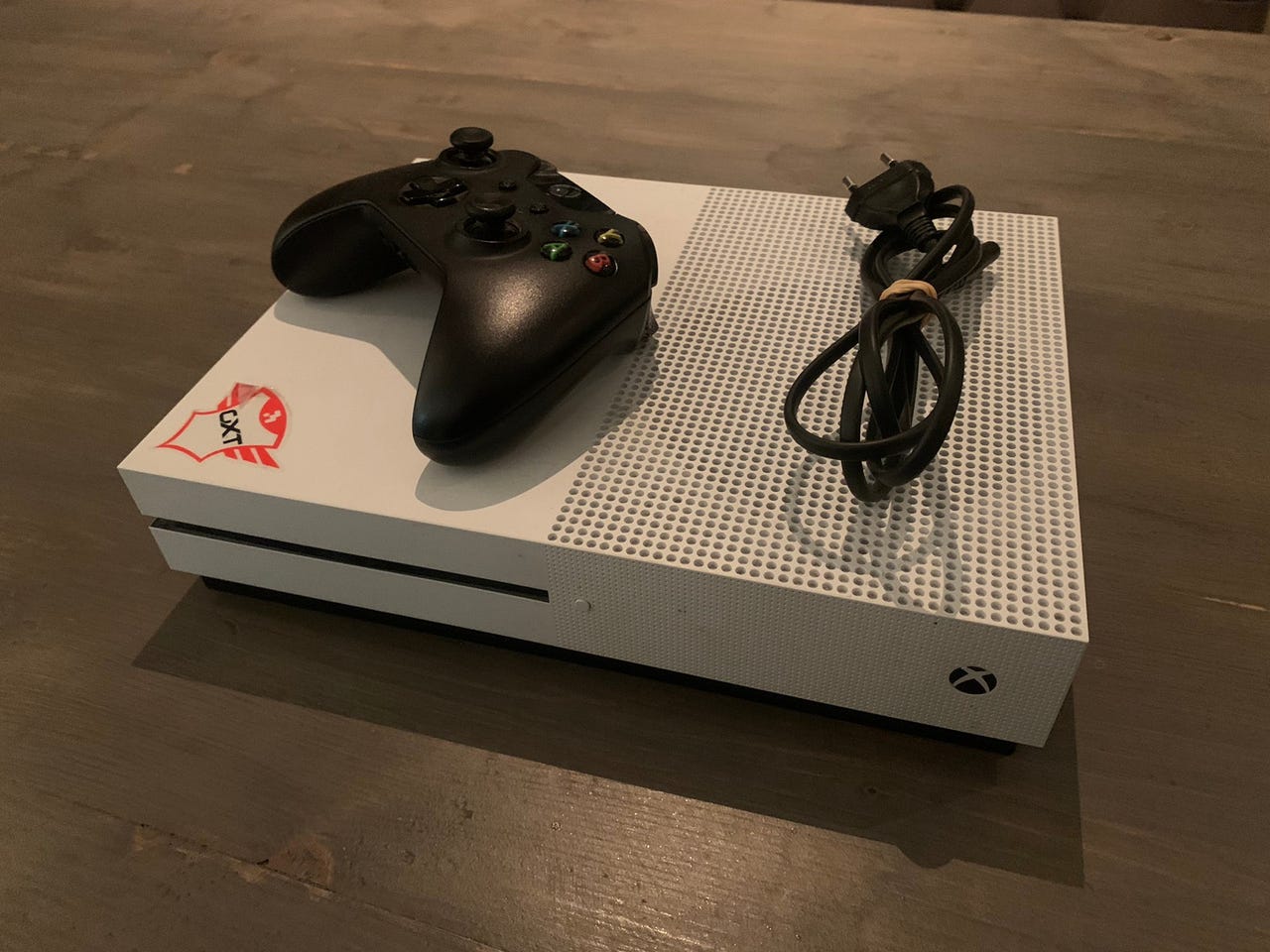 Xbox One S 1GB Ny pris | FINN-torget