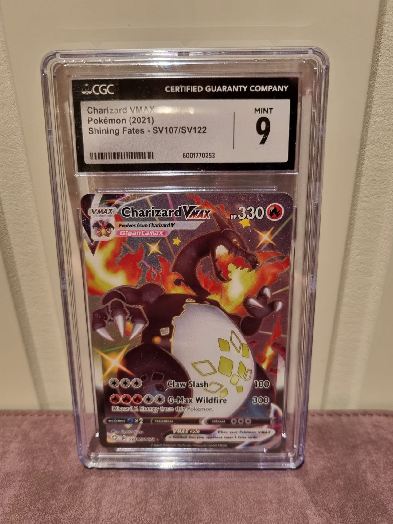 Pokemon CGC Charizard Mint 9 | FINN torget