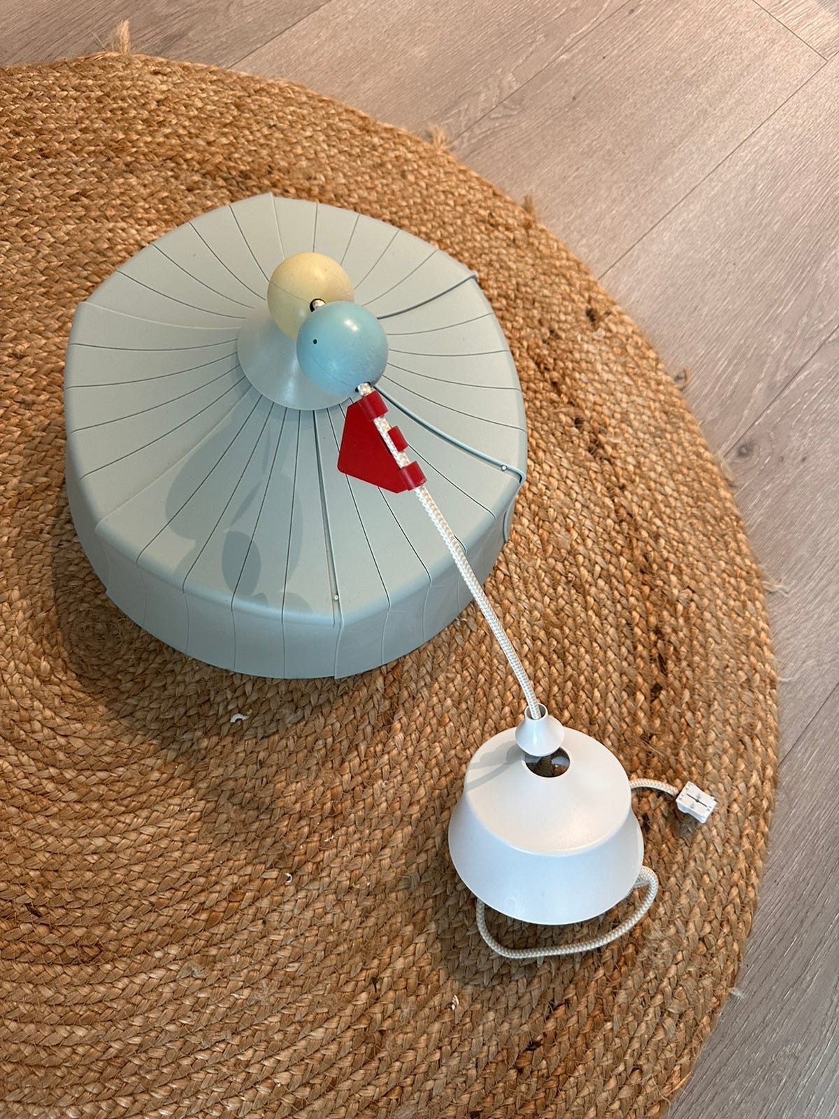 Taklampe fra IKEA til barnerom | FINN torget