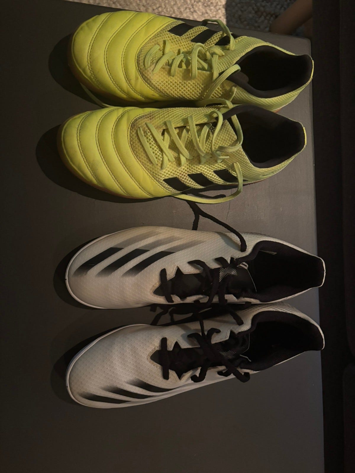 Innesko Adidas. Fotballsko fremstår som ubrukt. | FINN-torget