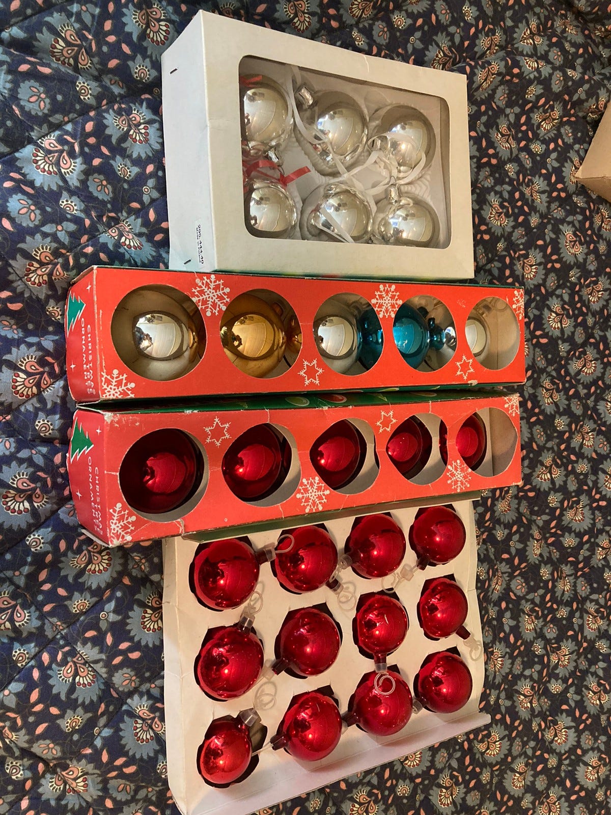 Gamle juletrekuler i glass | FINN-torget