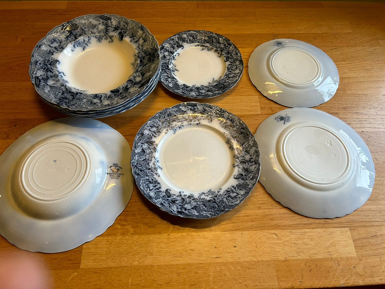 Deler av eldre servise | FINN-torget