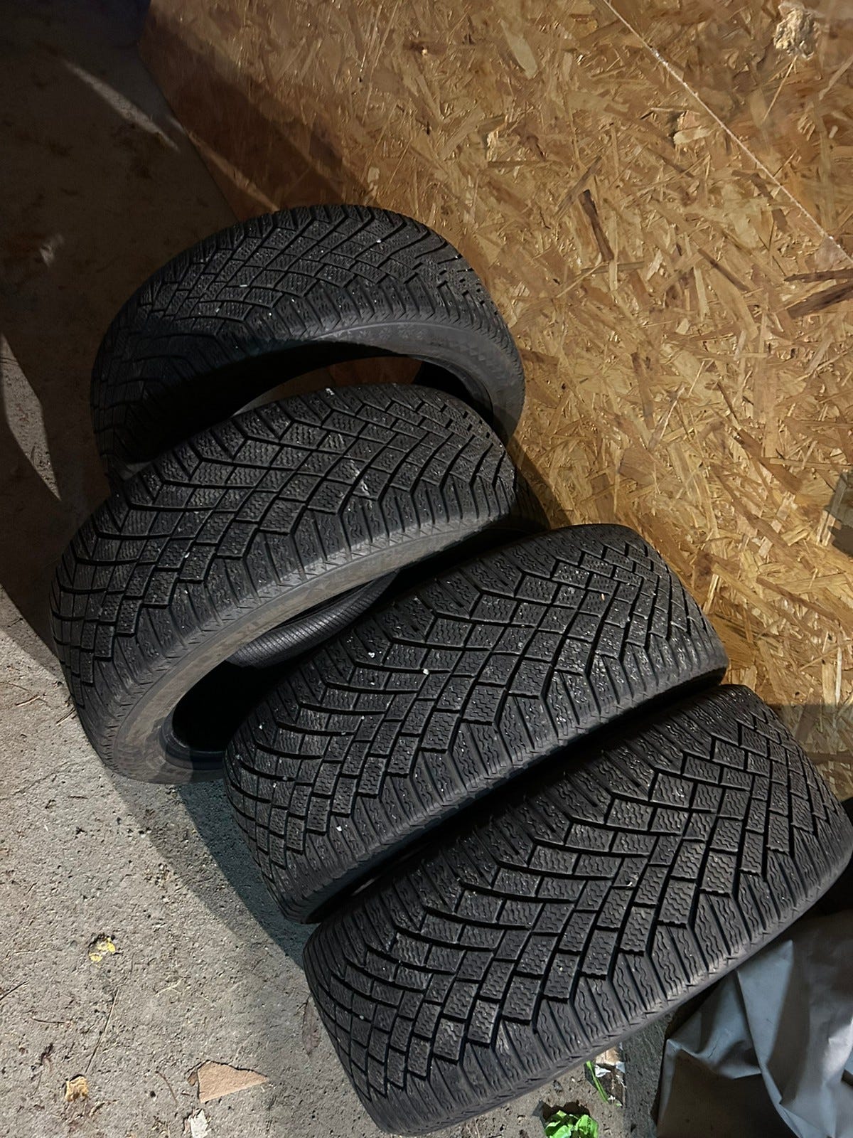 Continental Vikingcontact 7 SSR piggfri | FINN torget