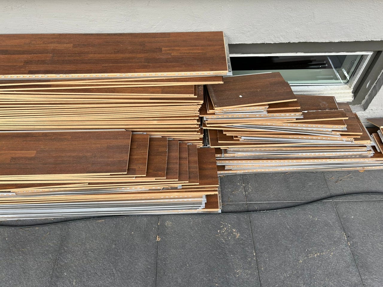 Parkett gulv gis bort mot henting | FINN torget