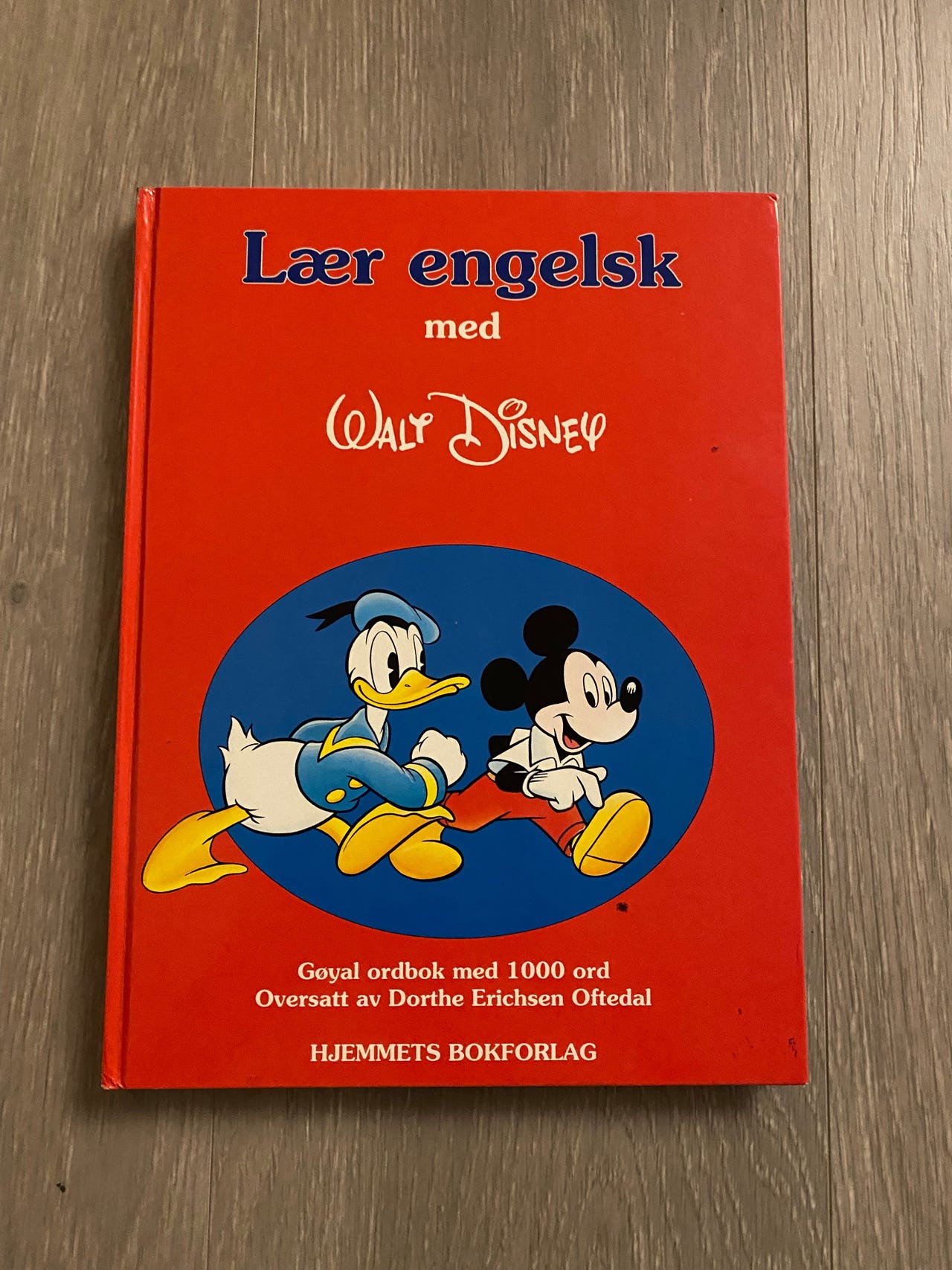 Lær engelsk med Walt Disney bok | FINN-torget