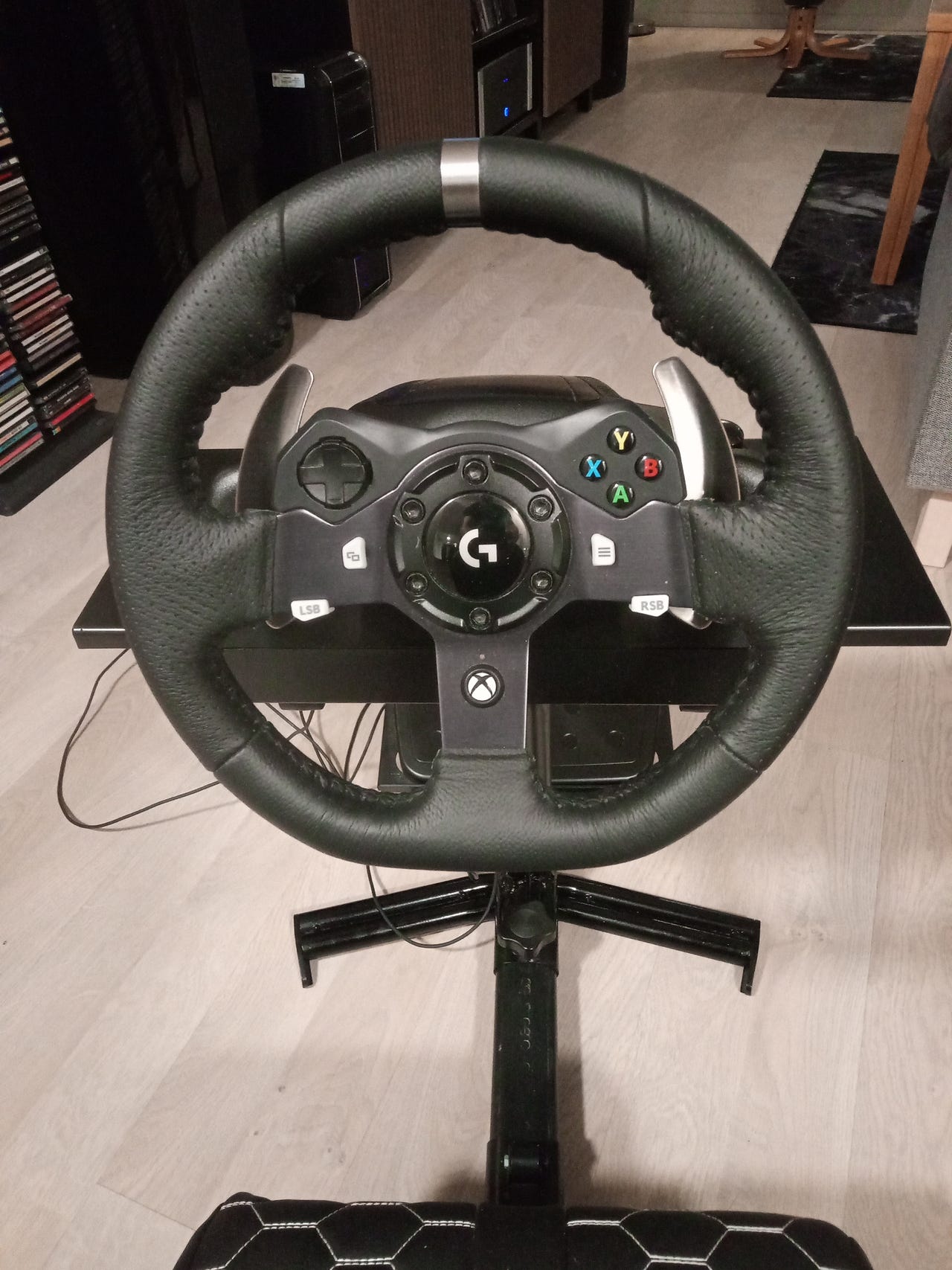 Logitech G920 gaming ratt og pedaler for x box og pc selges. | FINN-torget